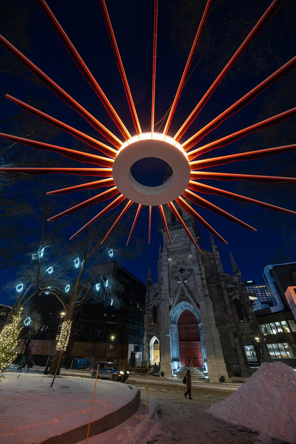 LUMINO: 30 Luminous Works by Quartier des Spectacles - 谷德设计网