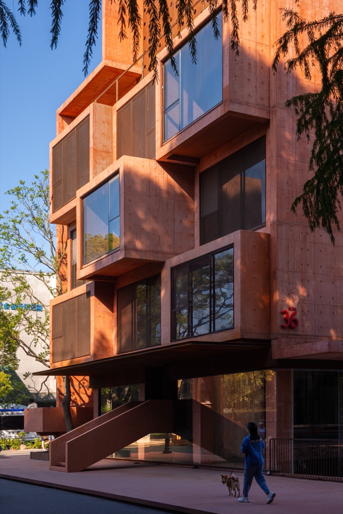 A Sail on the Vast Sea • EKA by Benzhe Architecture - 谷德设计网