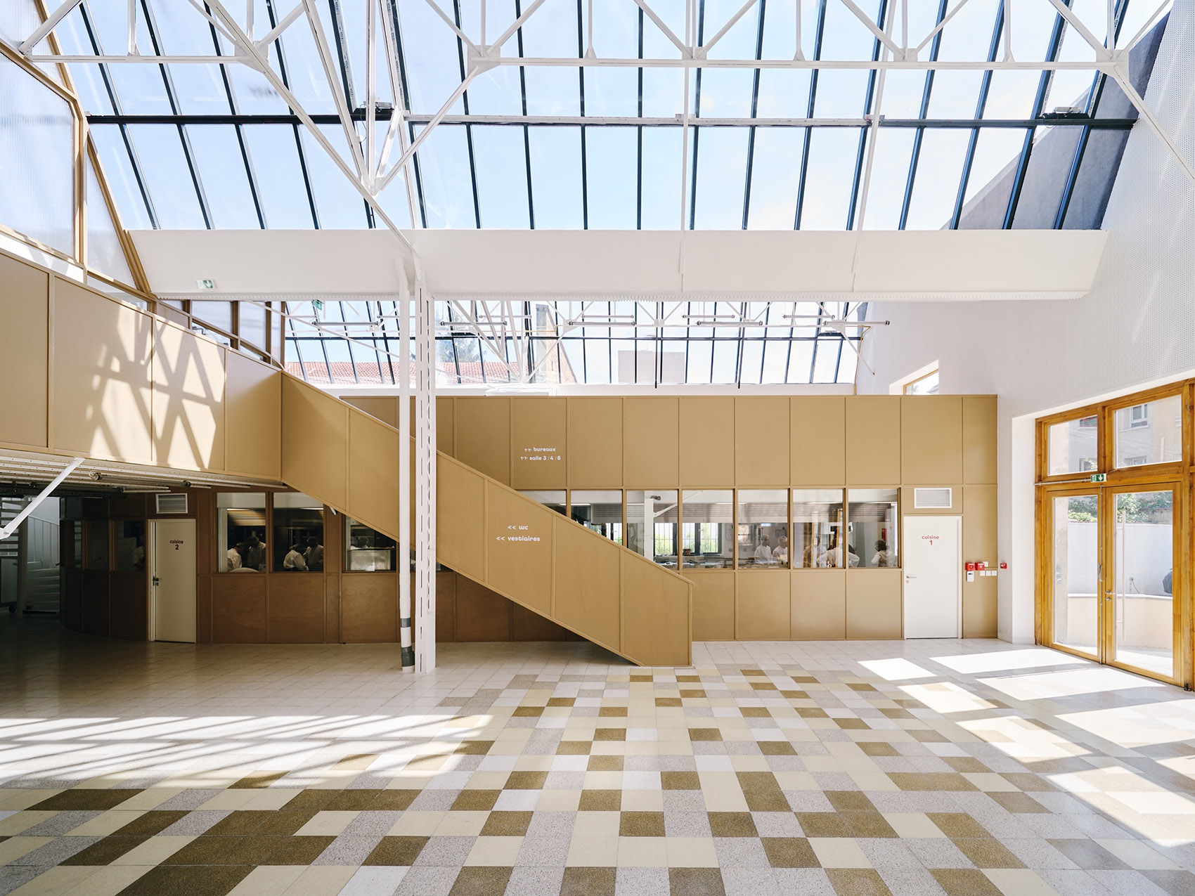 为移民设计的烹饪学校，法国 / FREAKS - 谷德设计网