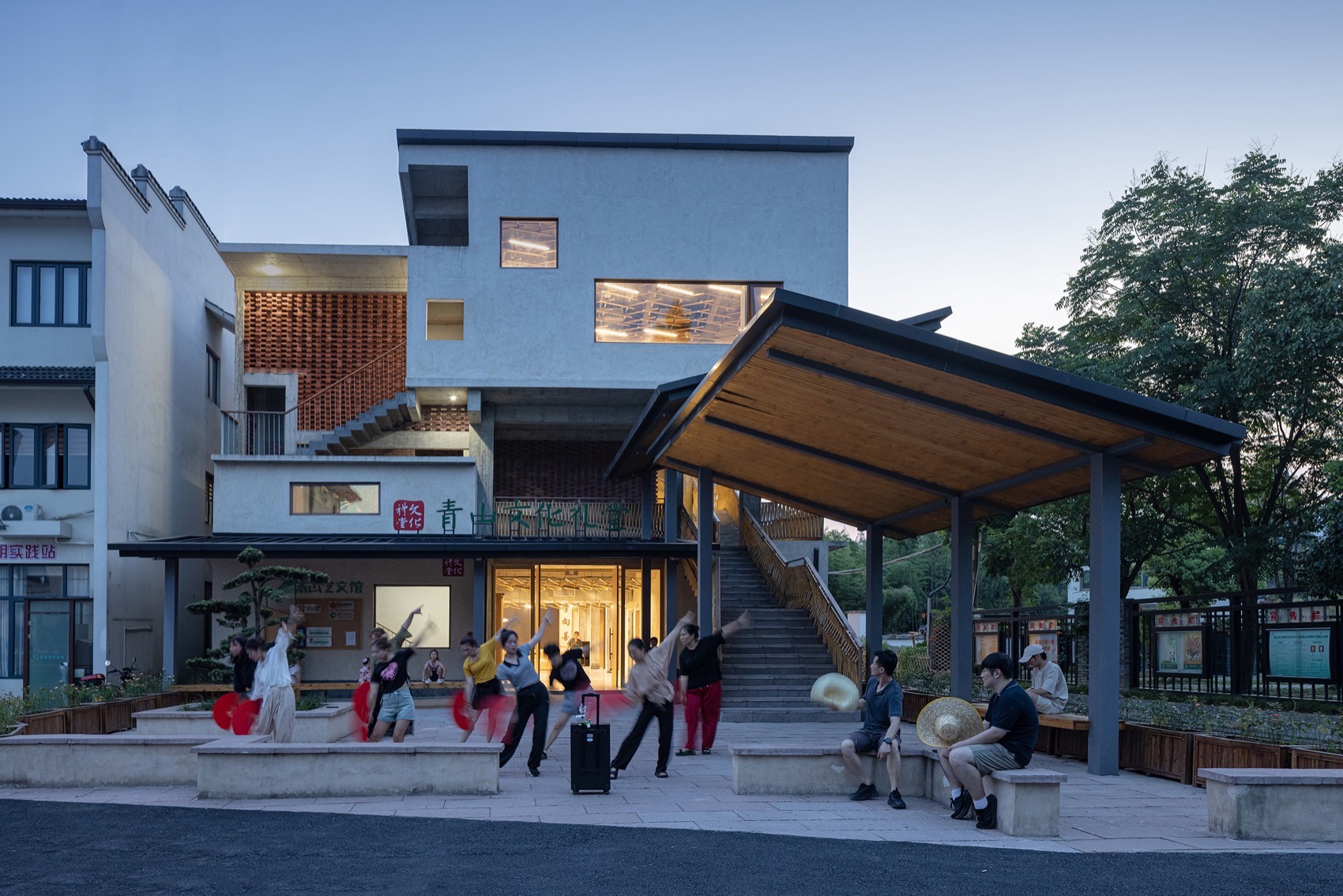 Qingshan Art Village Cultural Hall by MOMENTUM Architects - 谷德设计网