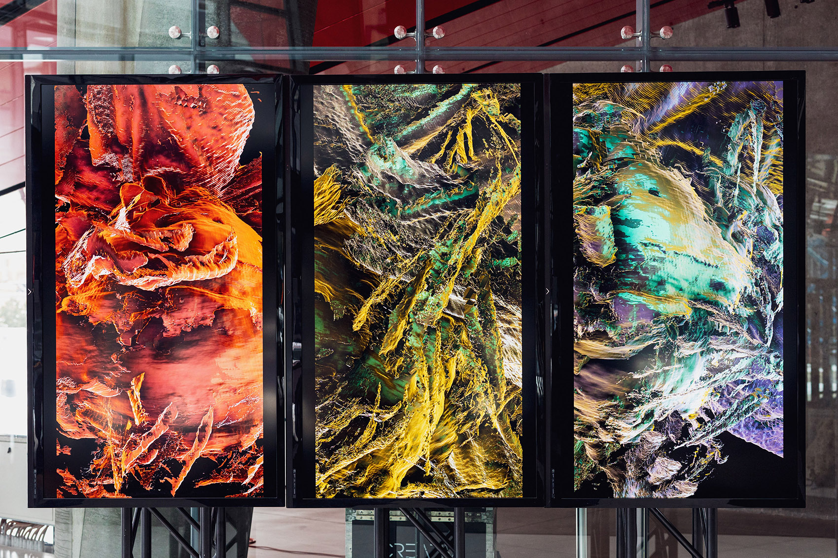 LUMINO: 30 Luminous Works by Quartier des Spectacles - 谷德设计网