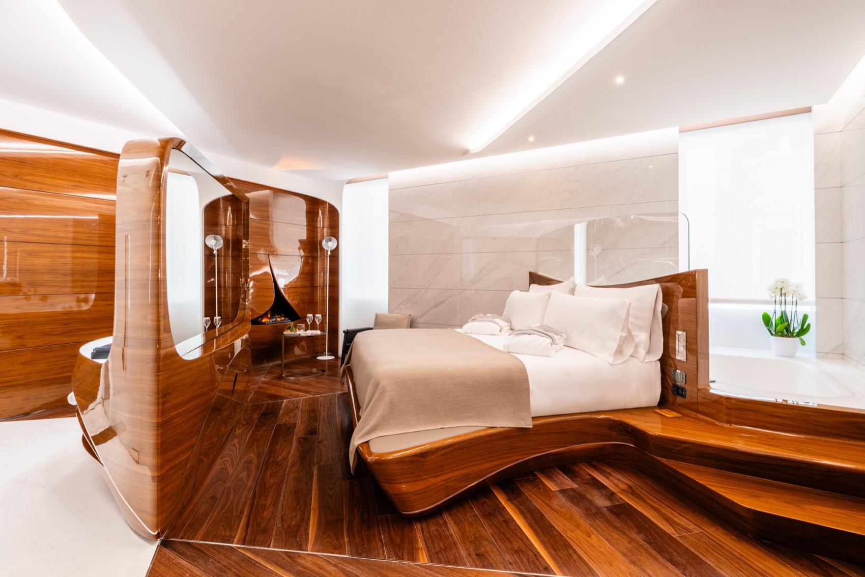 Hotel Romeo Roma: restoration & renovation of Palazzo Capponi by Zaha ...