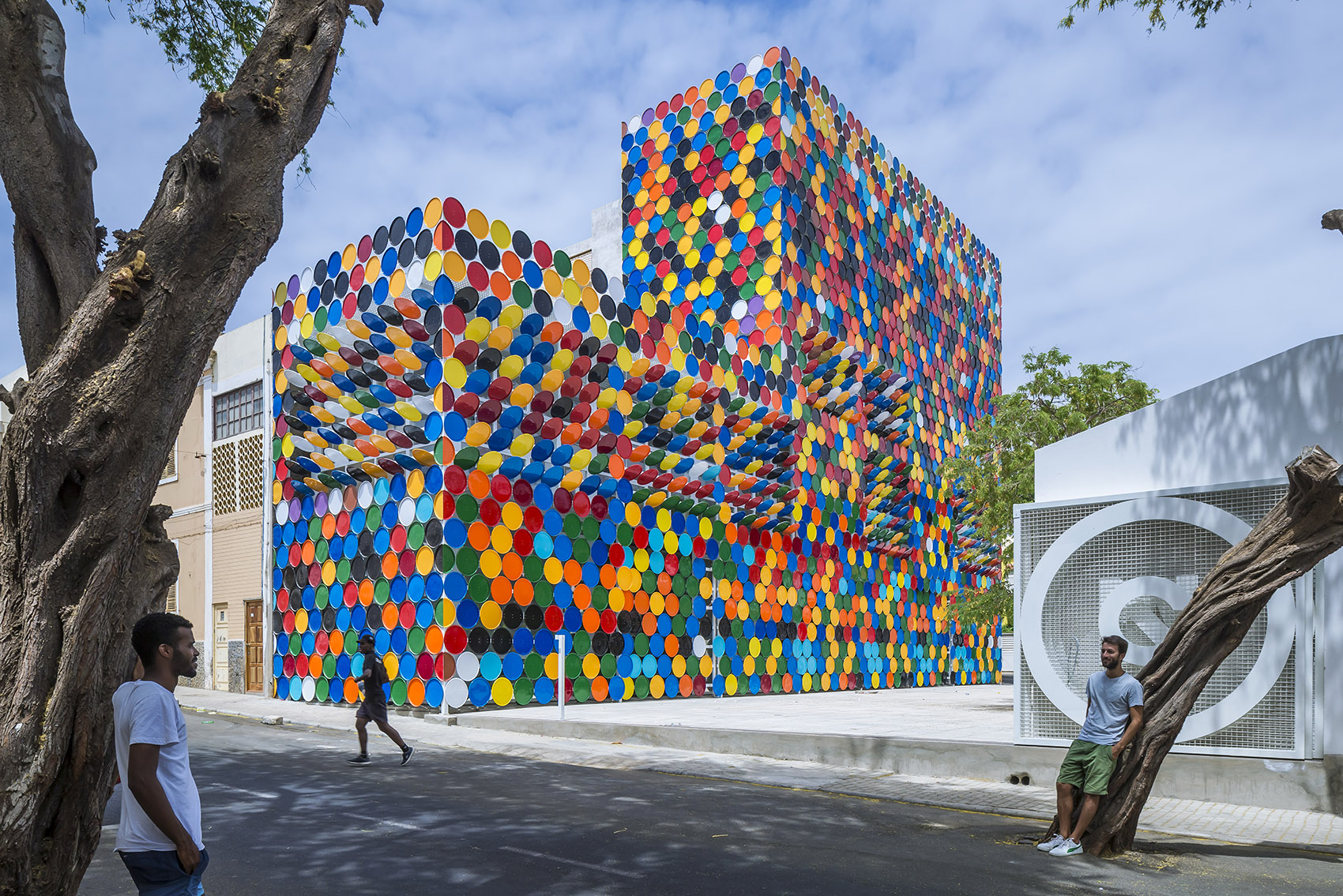 gooood archive: Coloured facade - 谷德设计网