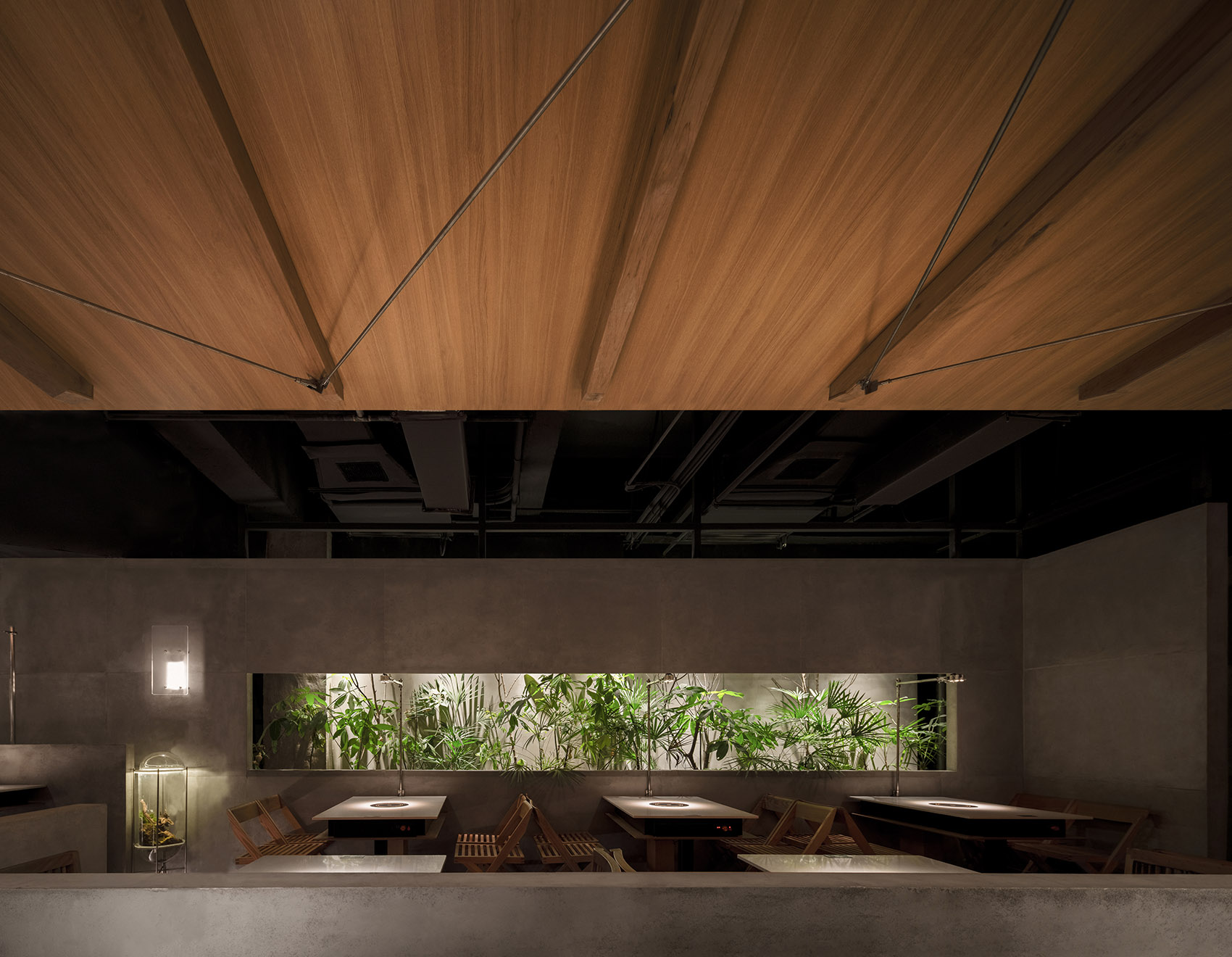 Fashion and tasty restaurant by YOUNG DESIGN - 谷德设计网