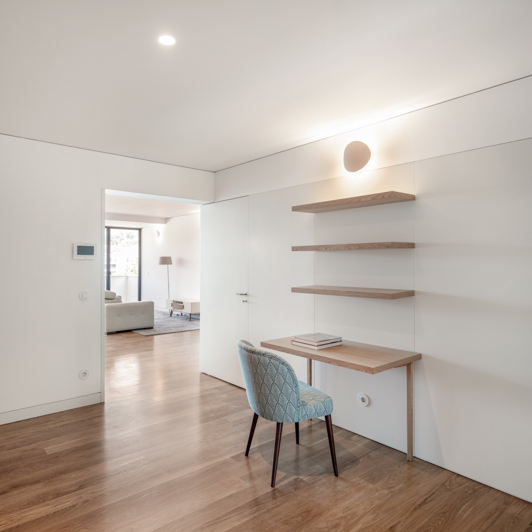 AURORA 10 BULDING by Tiago do Vale Architects - 谷德设计网