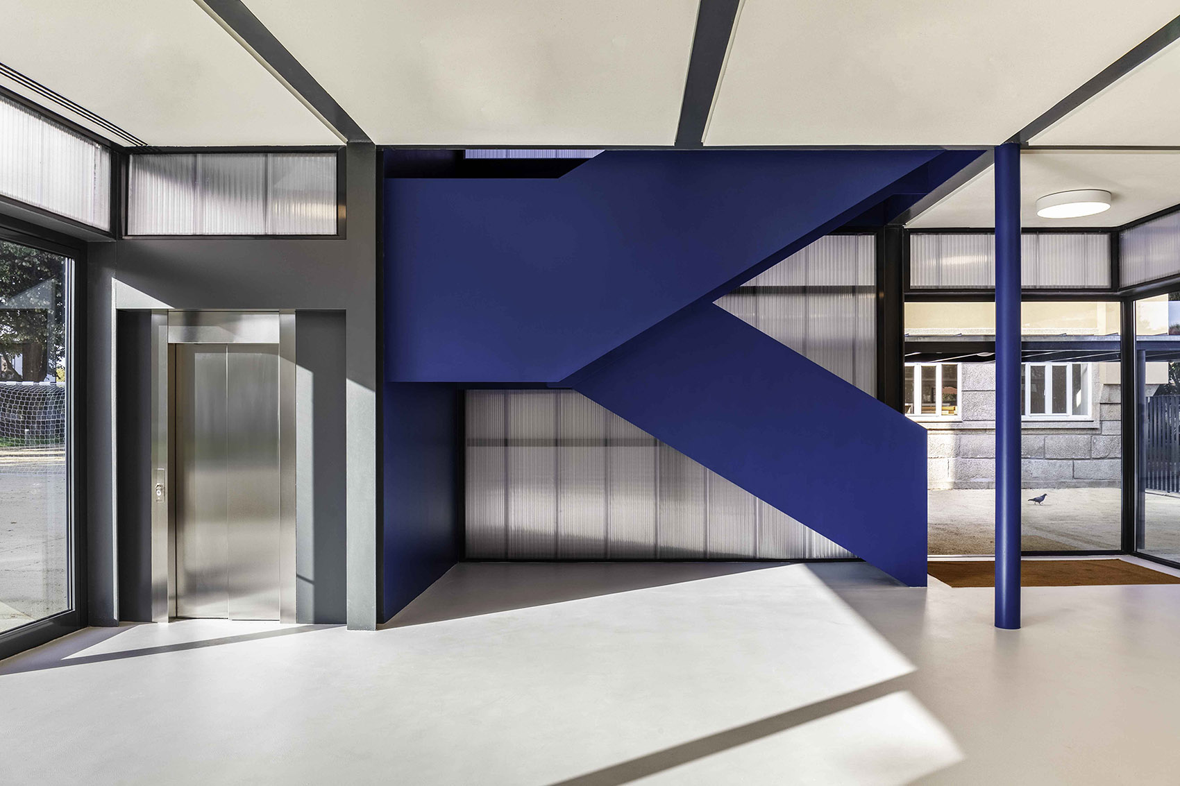 Correios School by CREA Architects - 谷德设计网