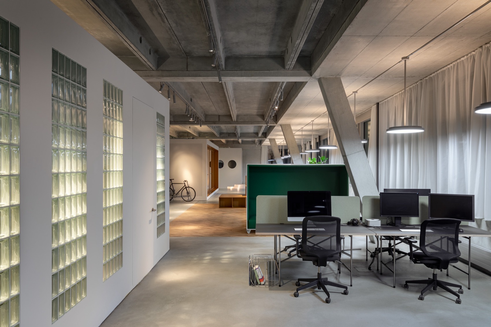 Dynamic Frame by balbek bureau - 谷德设计网