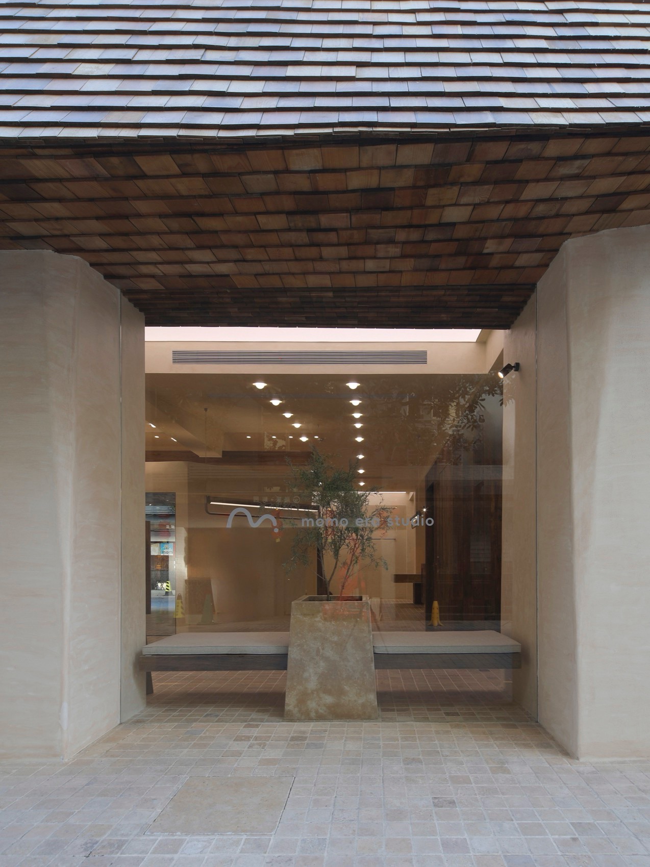 MOMO ERA STUDIO, Xuhui Store by Atelier d’More - 谷德设计网