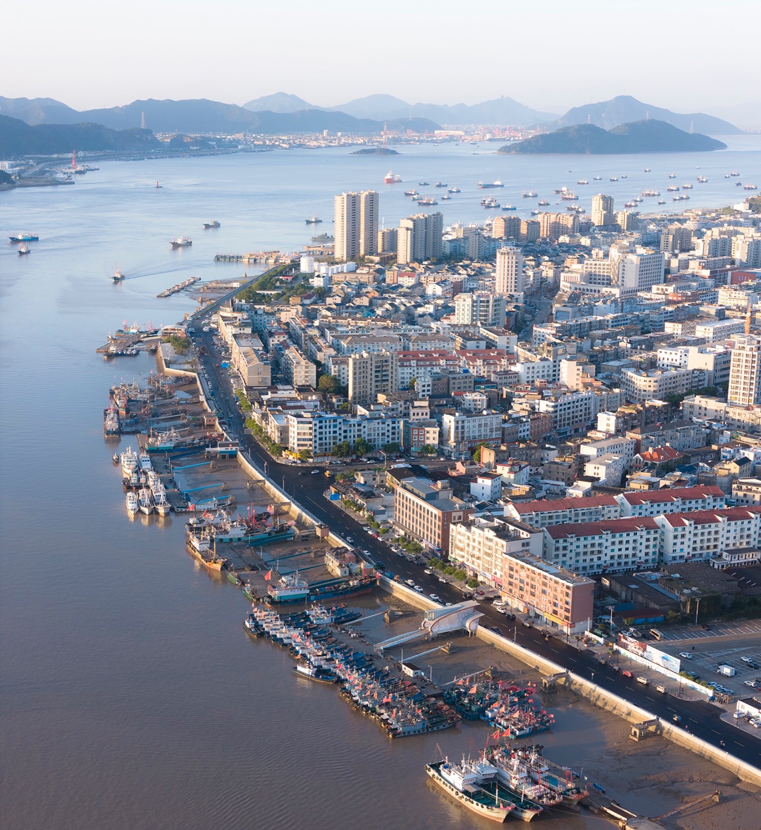 Dongmen Pier Renovation by TheY Architects - 谷德设计网