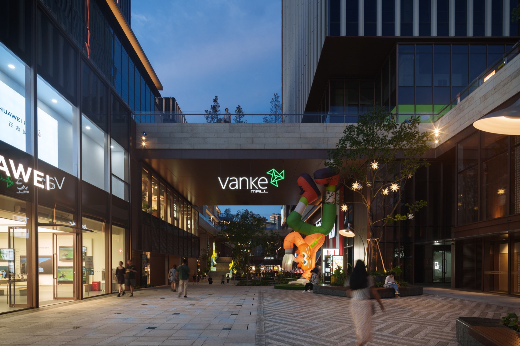 Midtown Forest- Shanghai Xuhui Vanke Plaza Landscape Practice by THLA - 谷德设计网