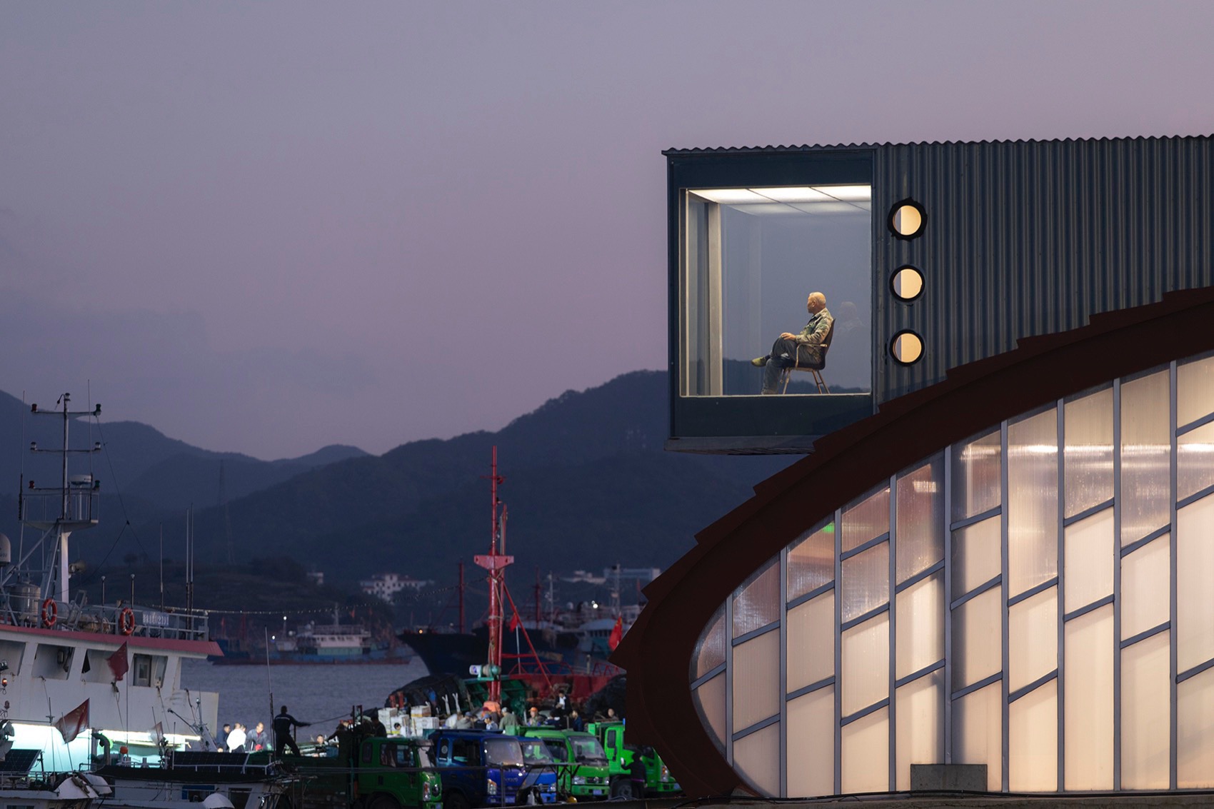 Dongmen Pier Renovation by TheY Architects - 谷德设计网