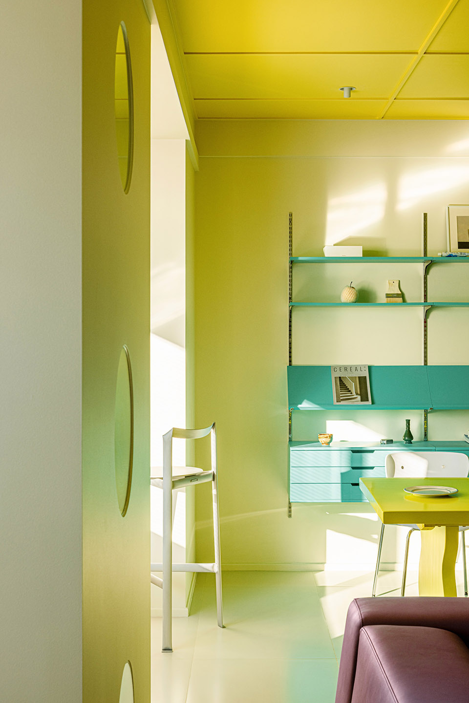 Color Emotion Interior Design by Chuan Yi Design - 谷德设计网