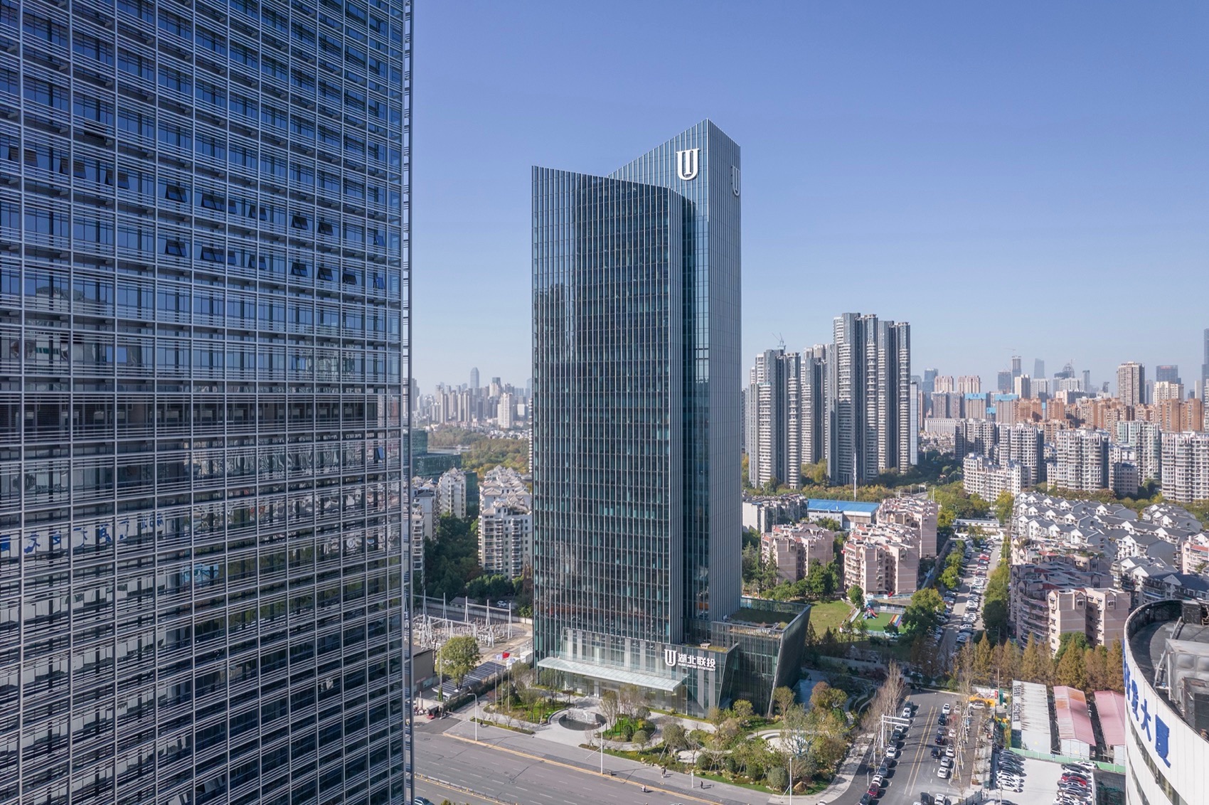 Hubei United Investment Technology Tower by WoWA - 谷德设计网