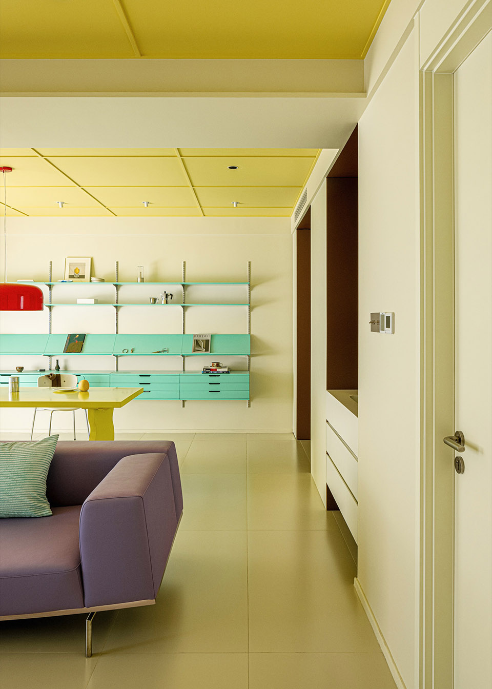 Color Emotion Interior Design by Chuan Yi Design - 谷德设计网