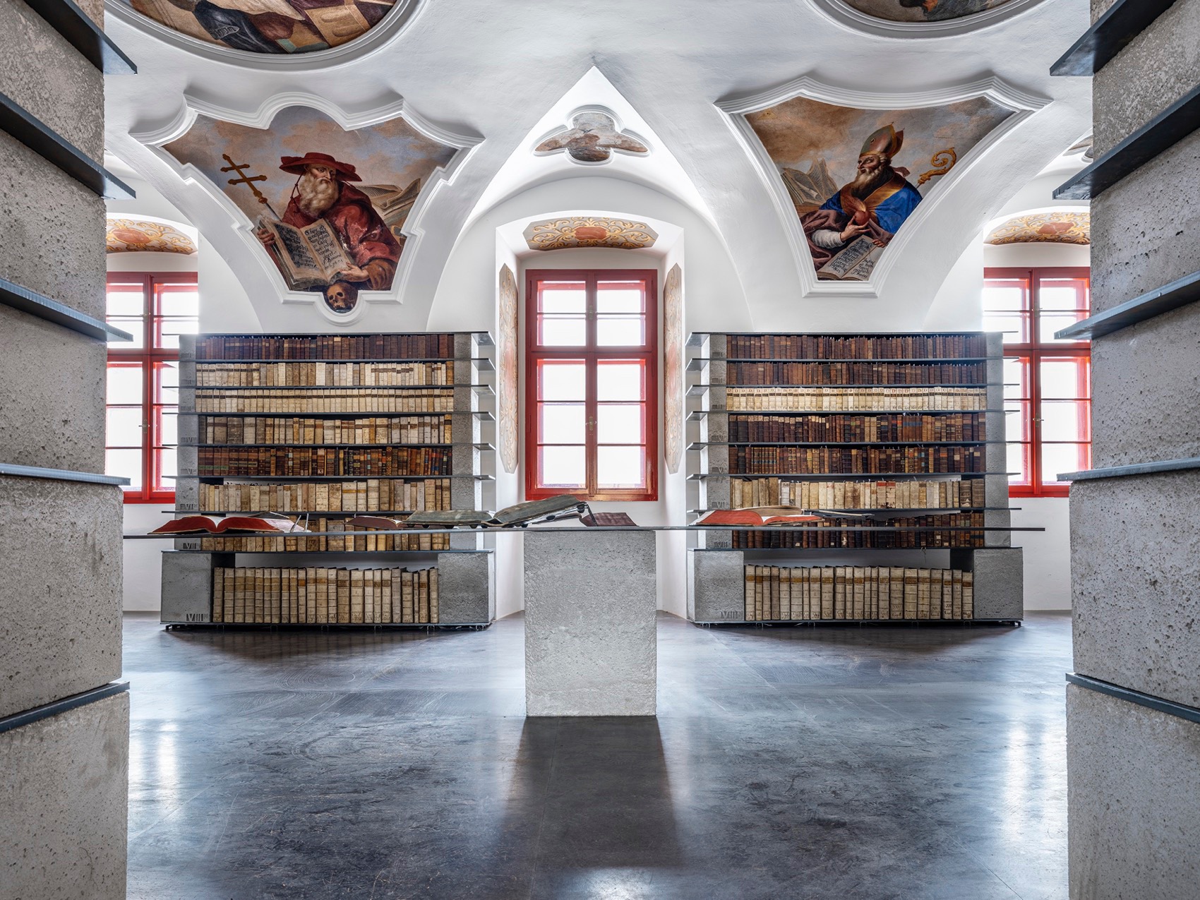 Library in the monastery Želiv by Šépka architekti - 谷德设计网