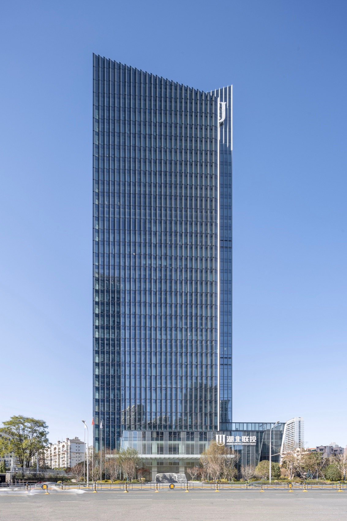 Hubei United Investment Technology Tower by WoWA - 谷德设计网