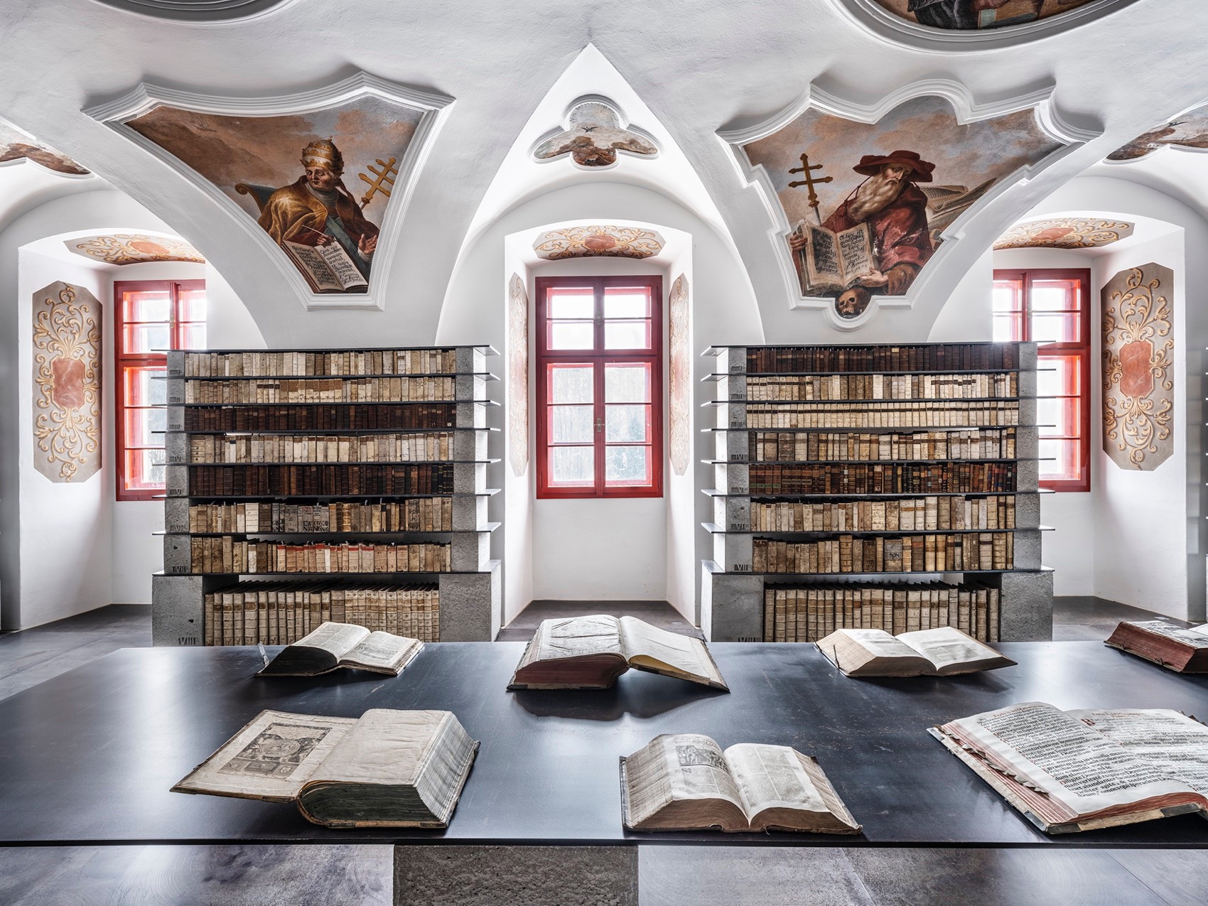 Library in the monastery Želiv by Šépka architekti - 谷德设计网