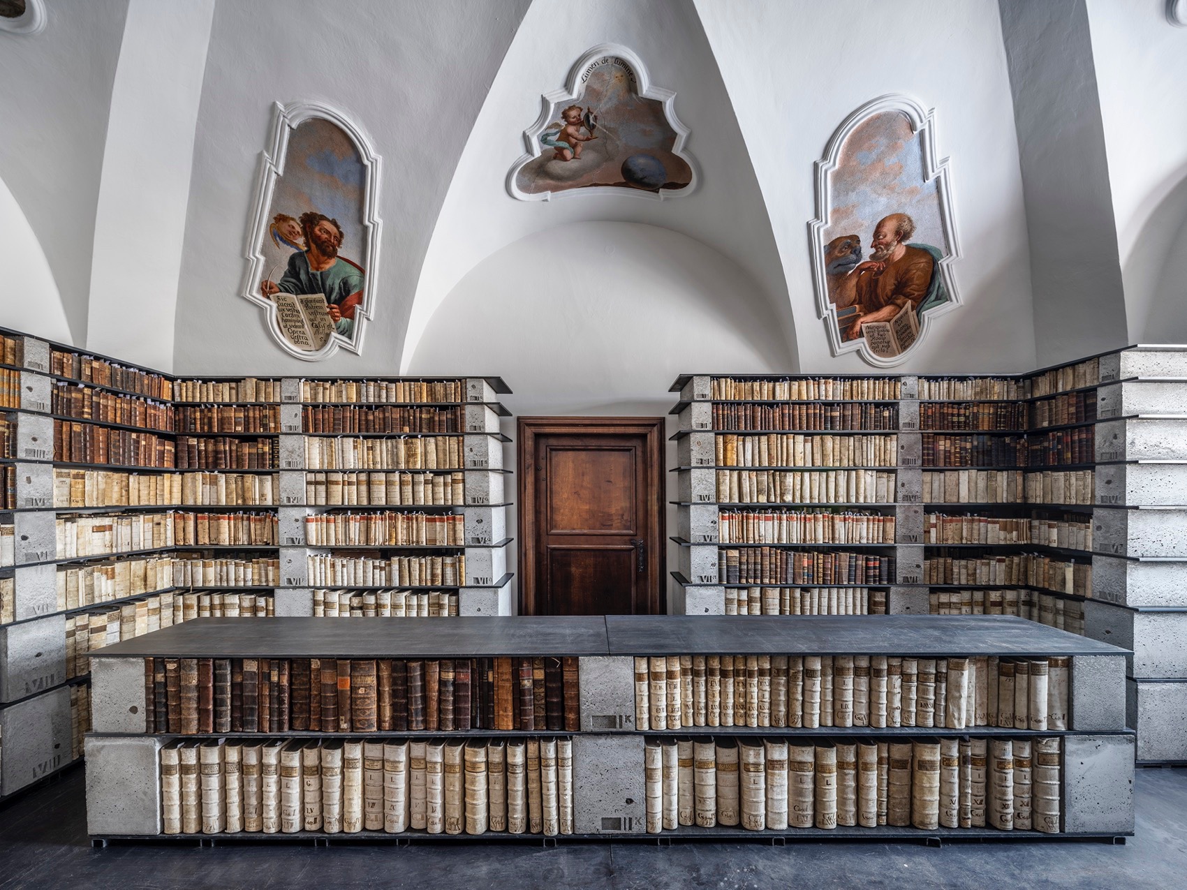 Library in the monastery Želiv by Šépka architekti - 谷德设计网