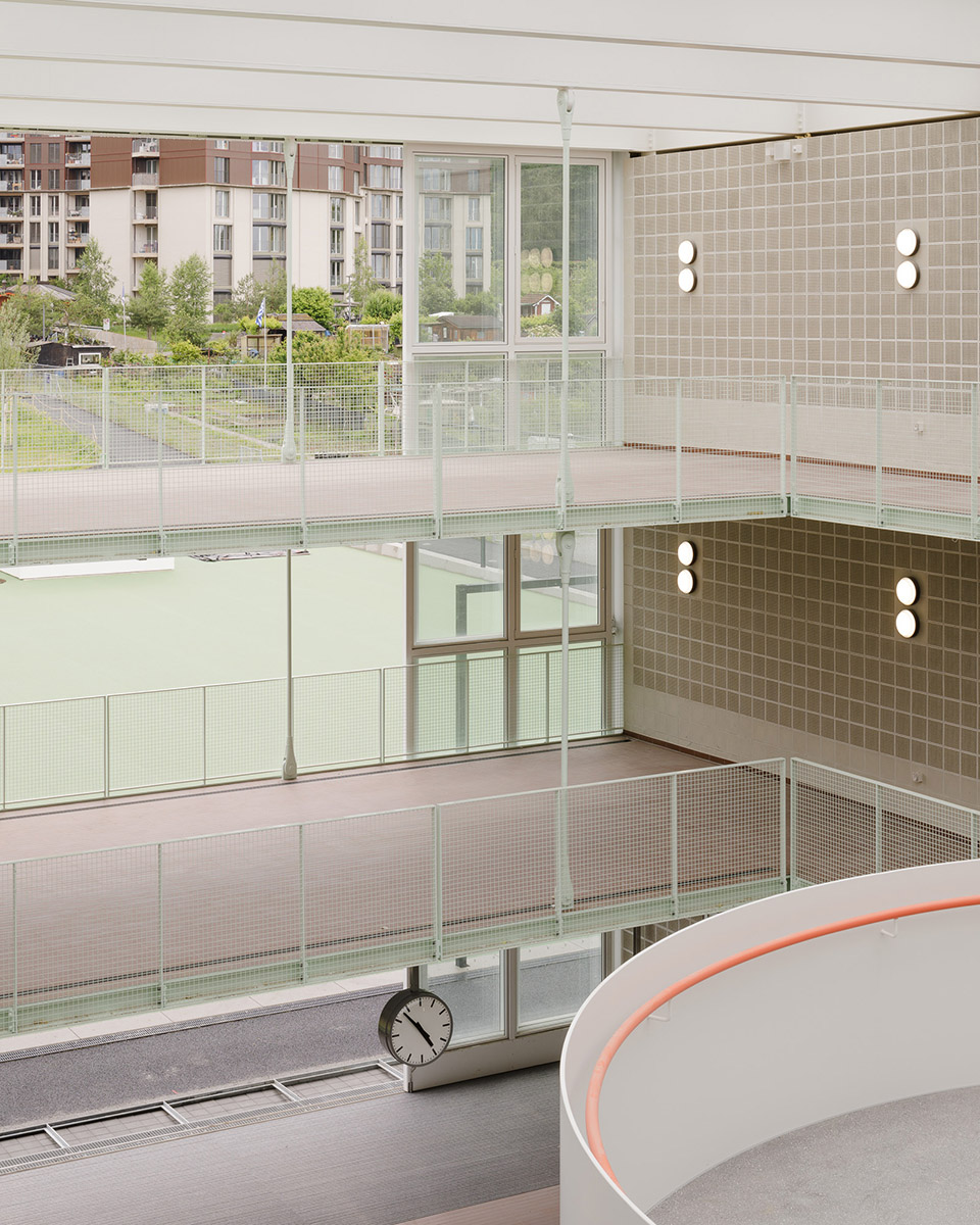 Primary School Guggach by Weyell Zipse Architekten - 谷德设计网