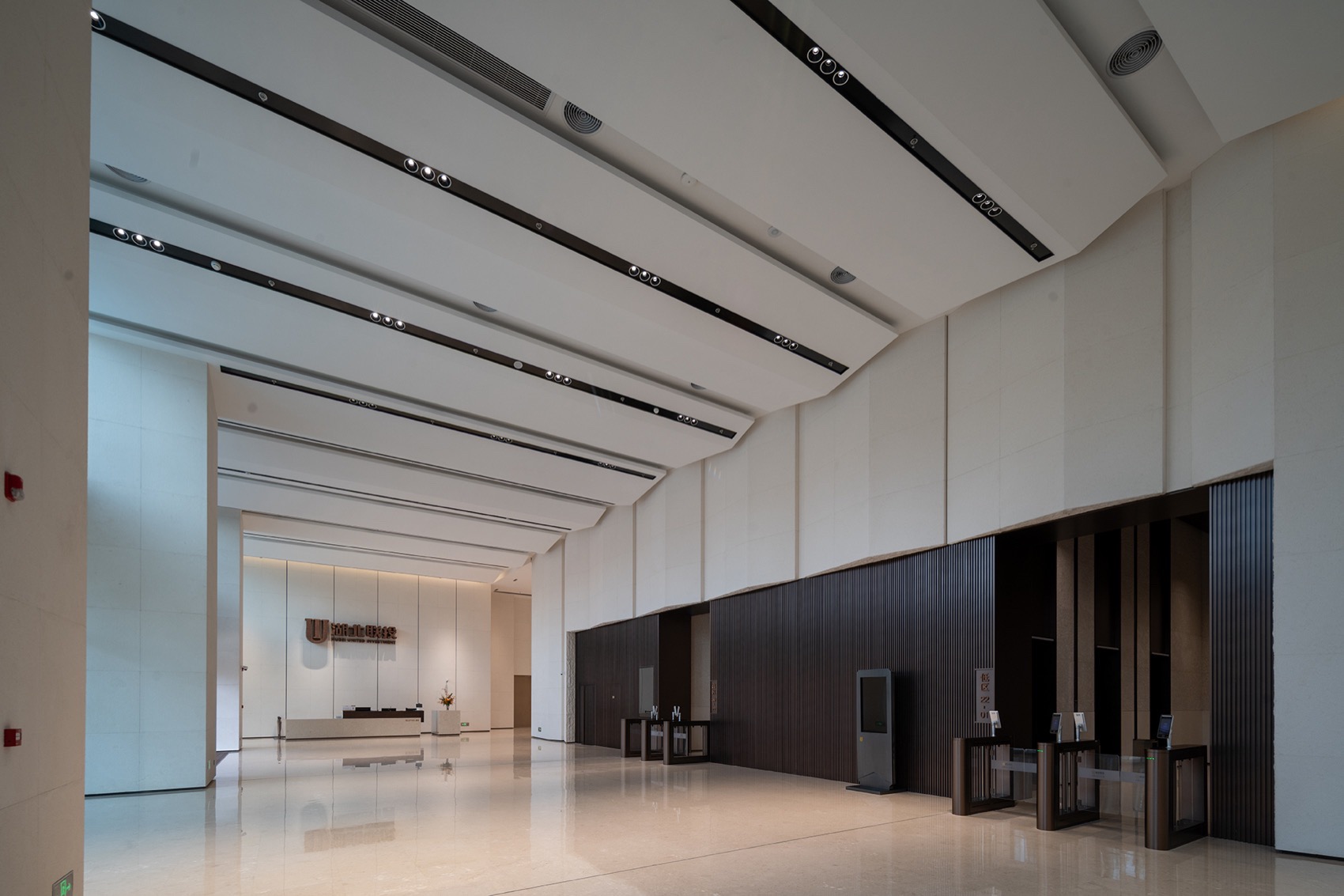 Hubei United Investment Technology Tower by WoWA - 谷德设计网