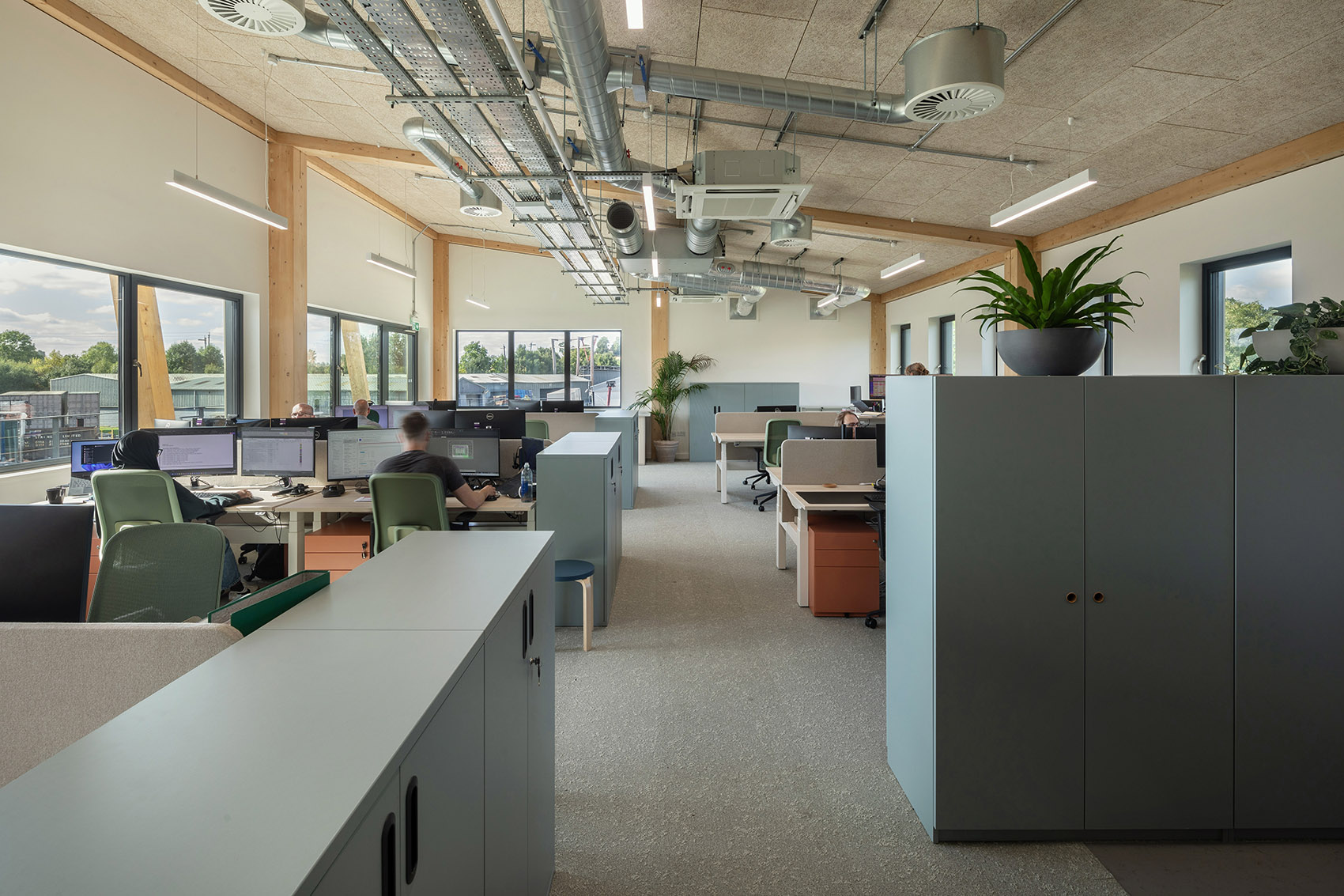 Unusual Rigging HQ by Corstorphine & Wright - 谷德设计网