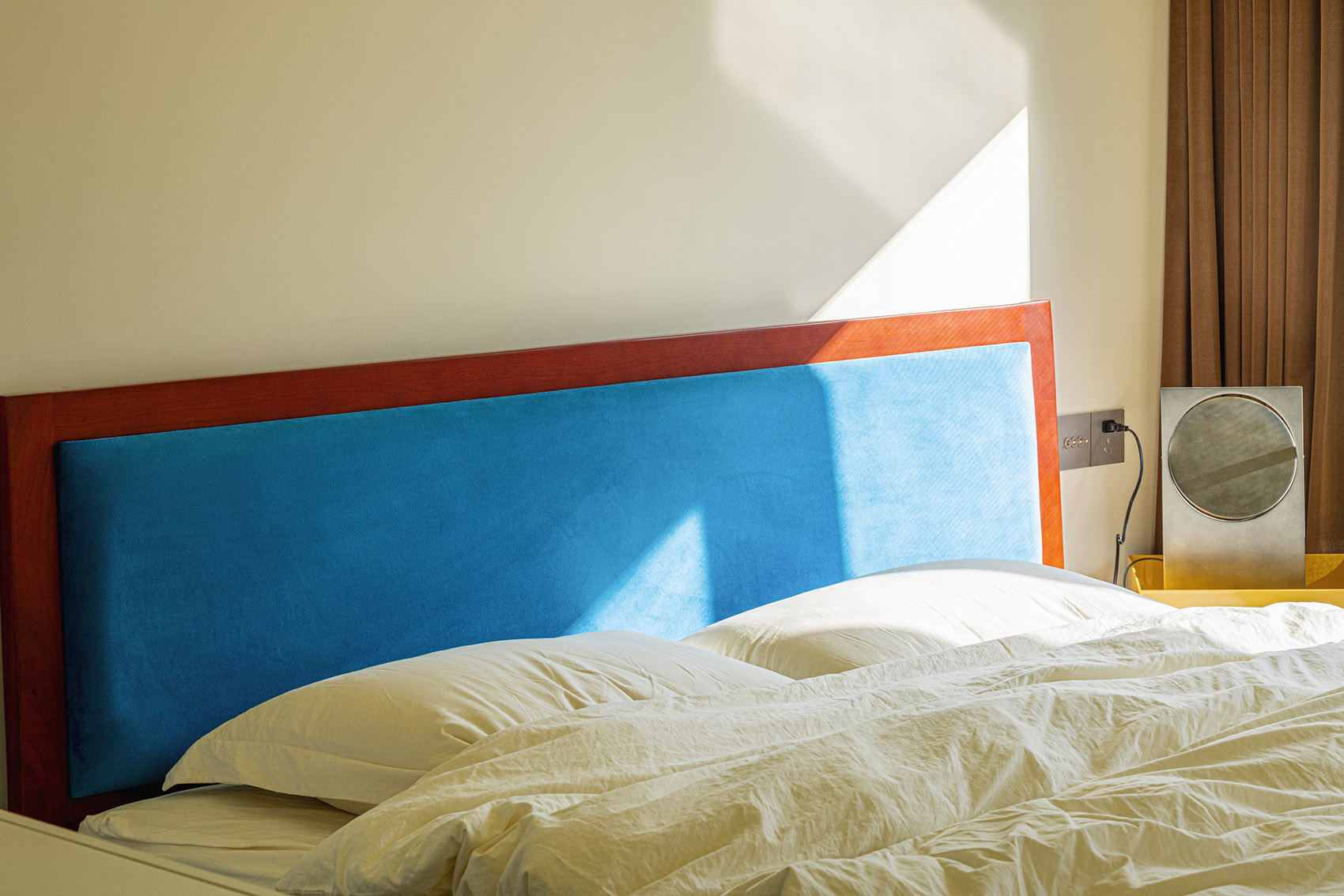 Color Emotion Interior Design by Chuan Yi Design - 谷德设计网