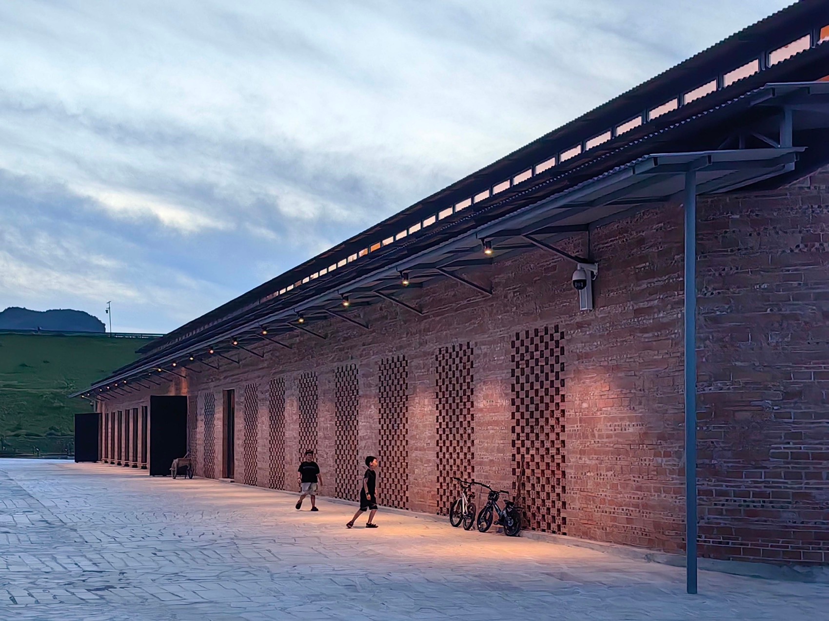 Taoli- Zhaoshan Village Center by SUP Atelier of THAD - 谷德设计网