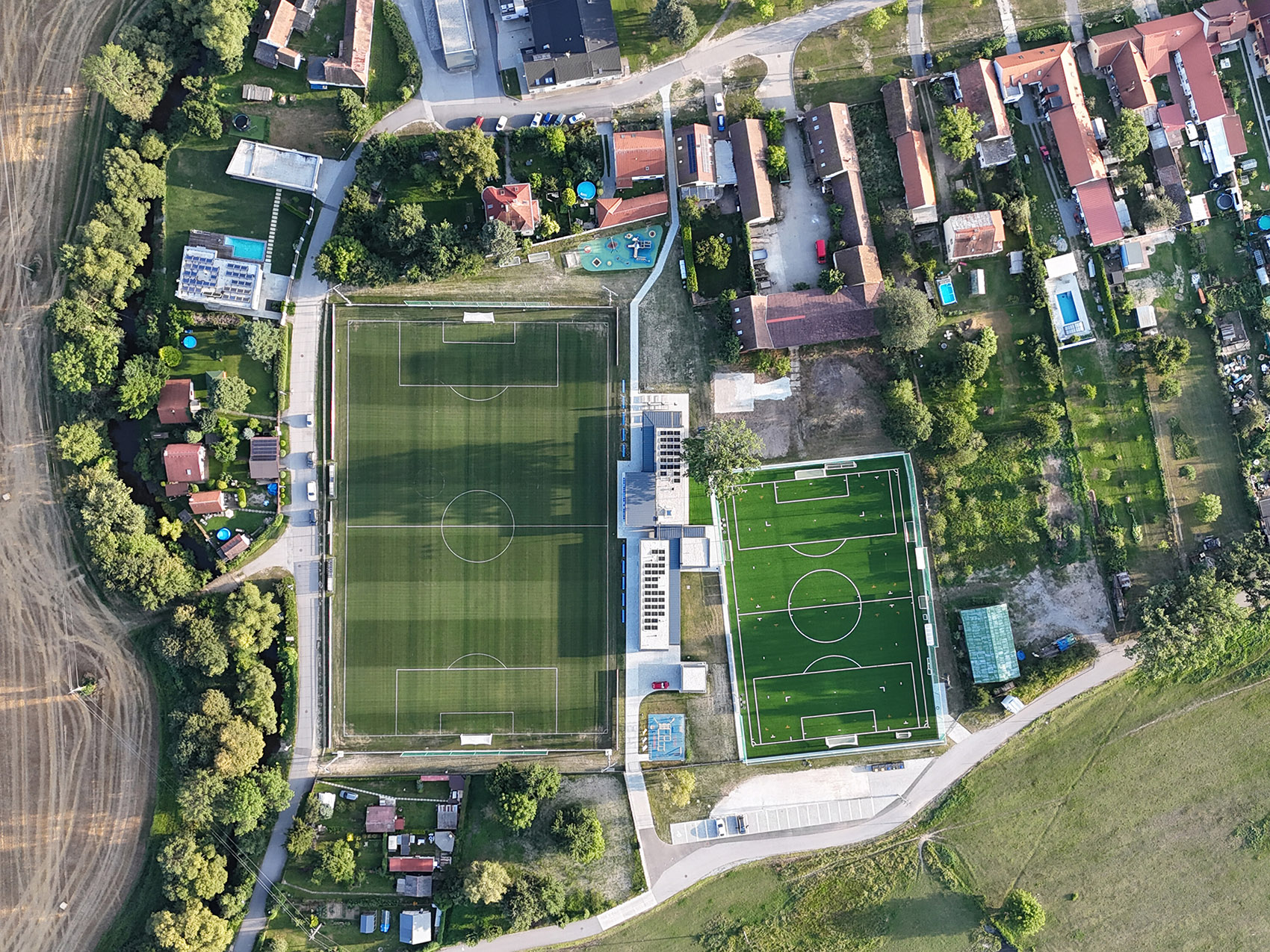 SK Planá Sports Complex by PROAM ARCHITEKTI - 谷德设计网