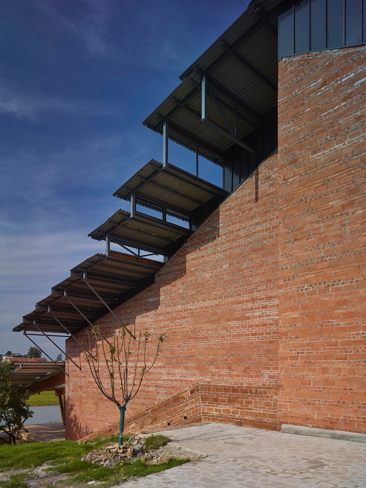 Taoli- Zhaoshan Village Center by SUP Atelier of THAD - 谷德设计网