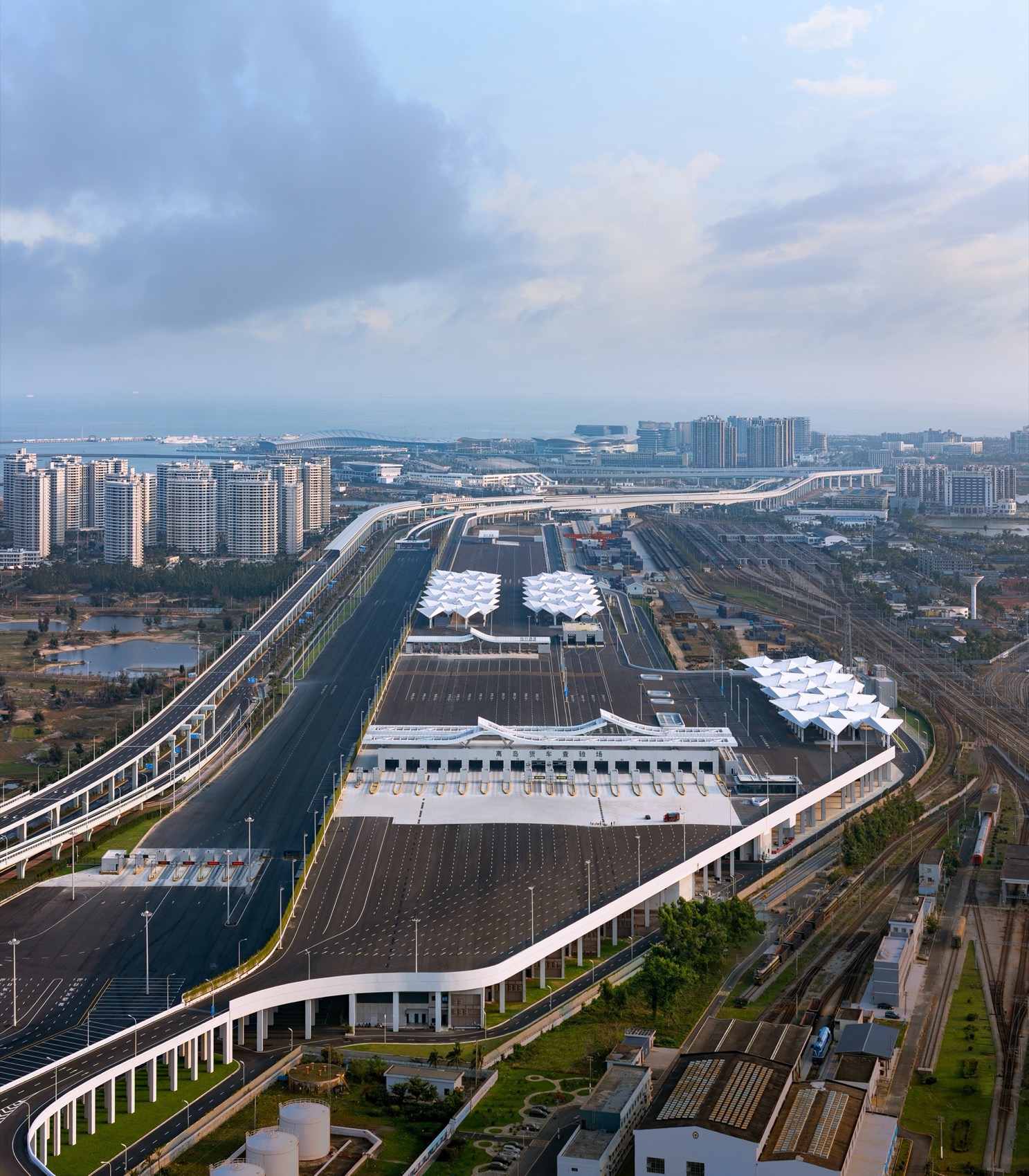 Haikou New Port Area “Second-Tier Customs” Cargo Inspection Facility by ...
