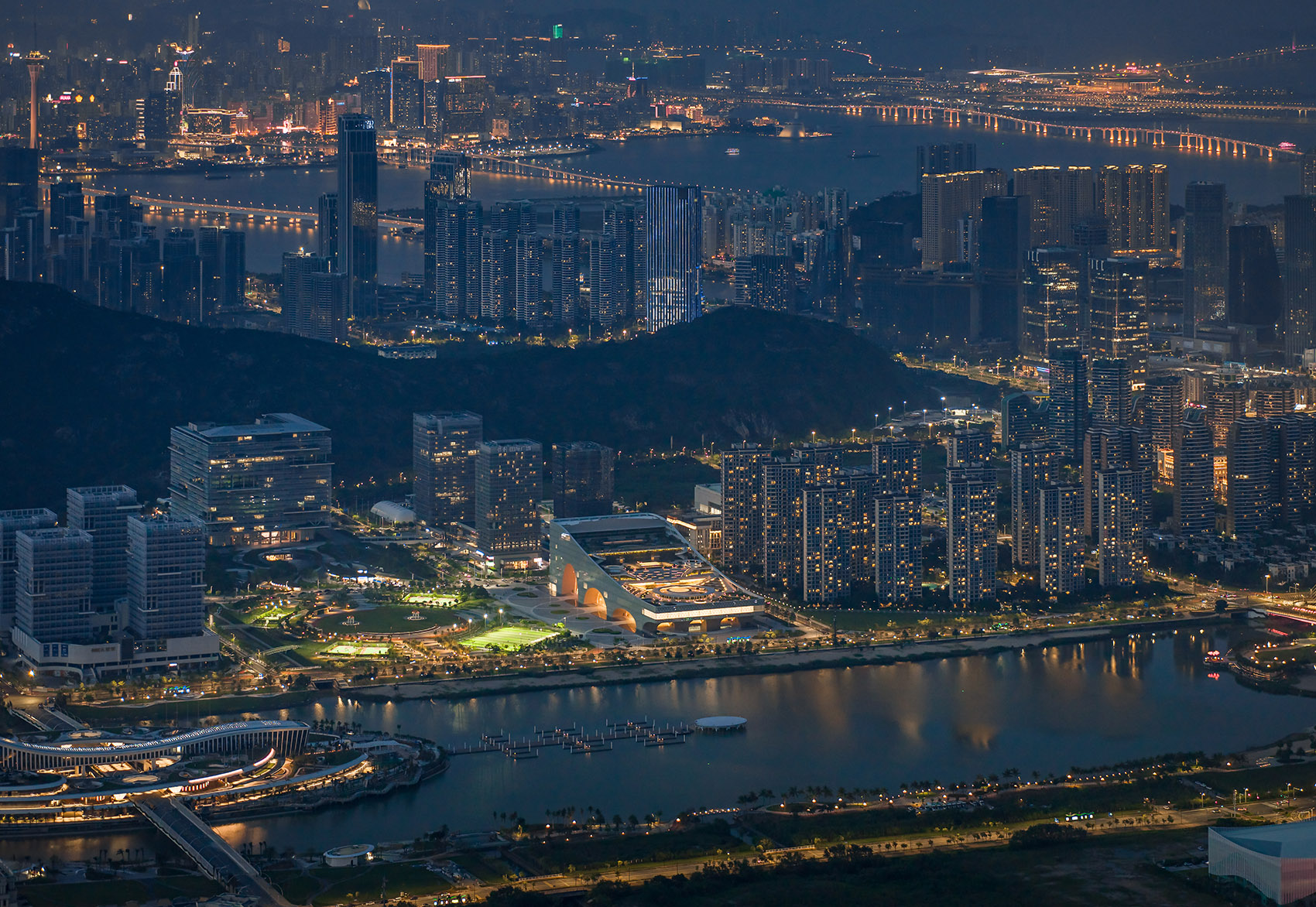Hengqin Culture & Art Complex by Yunchao Xu/Atelier Apeiron - 谷德设计网