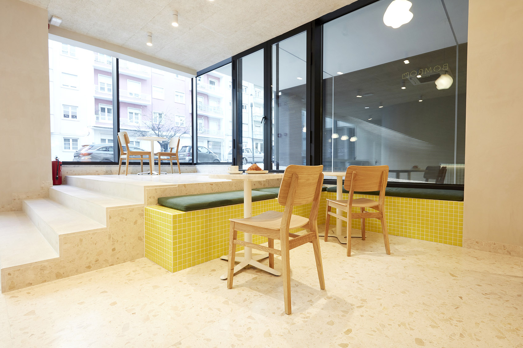 Bom Bom by StudioBom - 谷德设计网