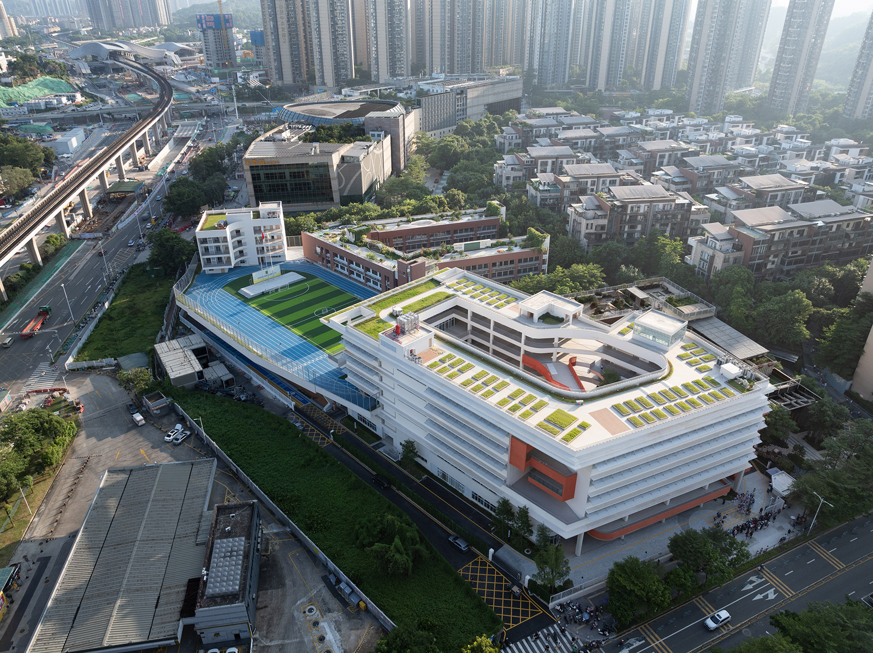 gooood archive: Campus with Elevated Sports Ground - 谷德设计网