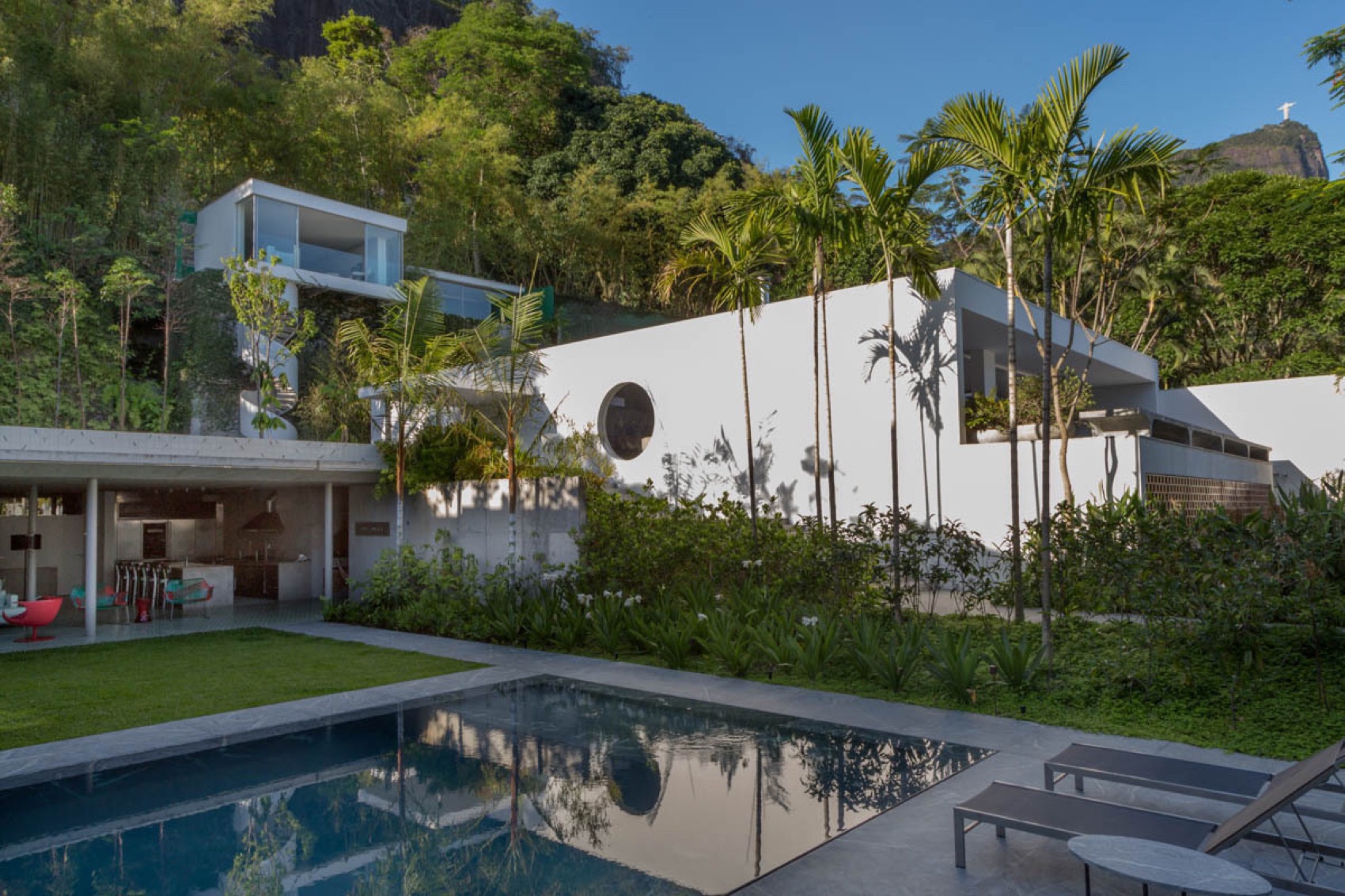 Itaúna House by Siqueira+Azul Architecture - 谷德设计网