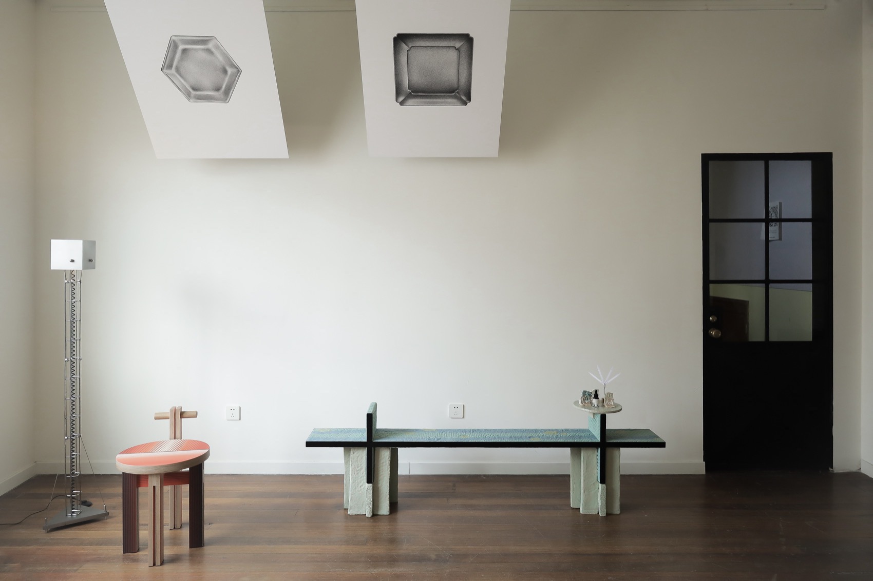 39 : 3440 unheimlicher Körper “uncanny body” furniture design group ...