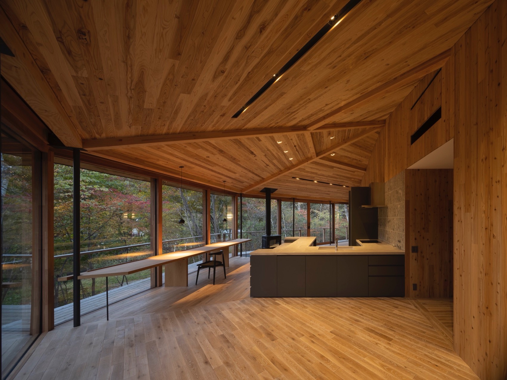Hut in Karuizawa by Naoi Architecture - 谷德设计网