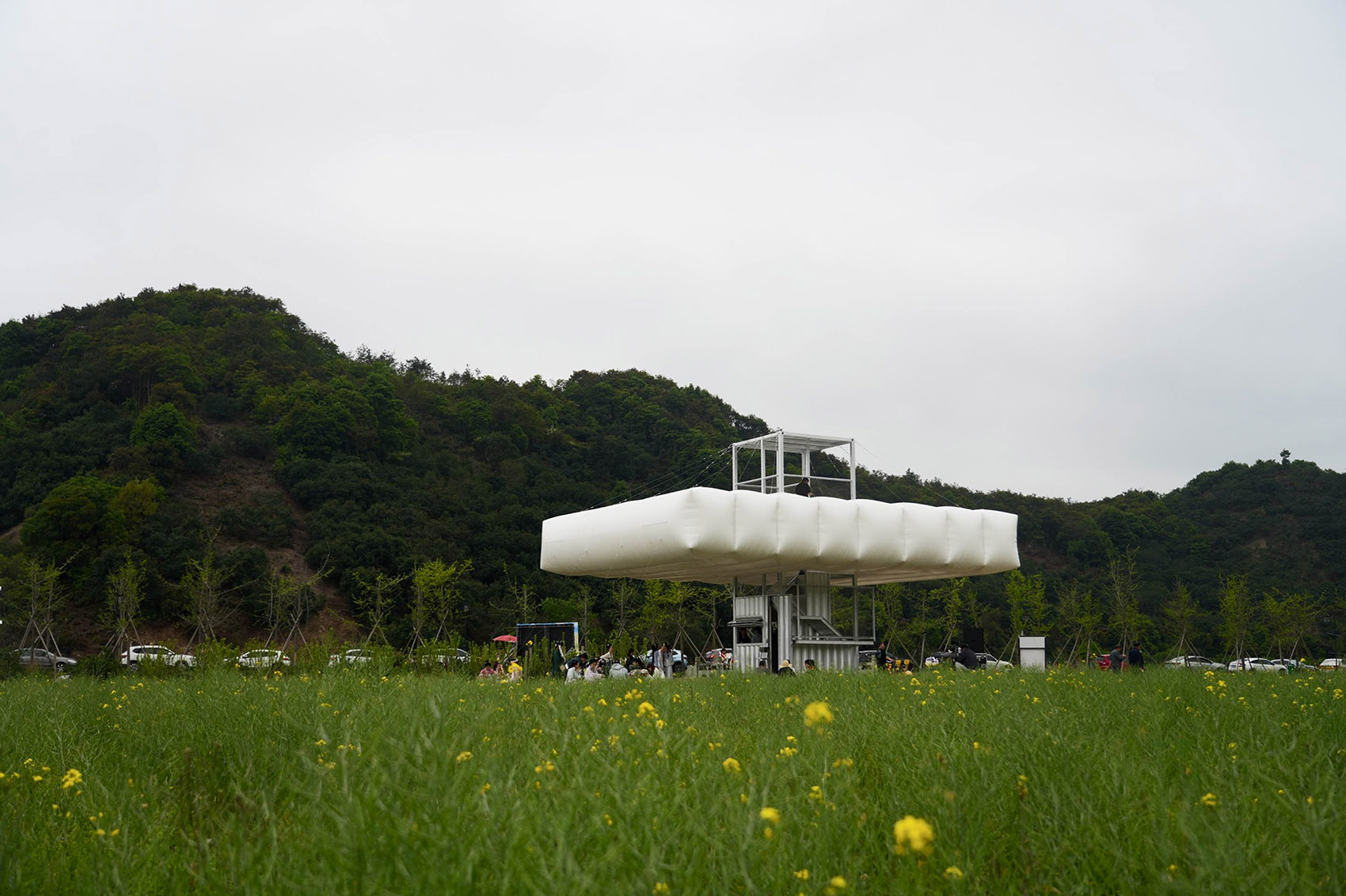 ‘Down in the Clouds’Farm Field Renovation by Practice on earth + Increments Studio - 谷德设计网