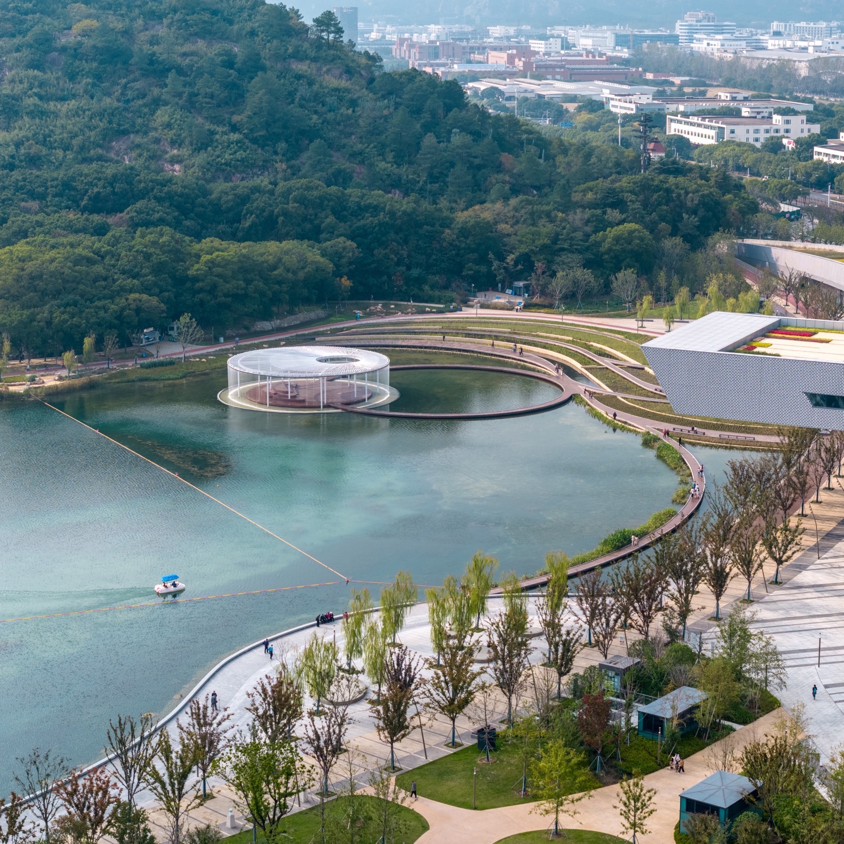 Lion Mountain Park by TLS Landscape Architecture - 谷德设计网