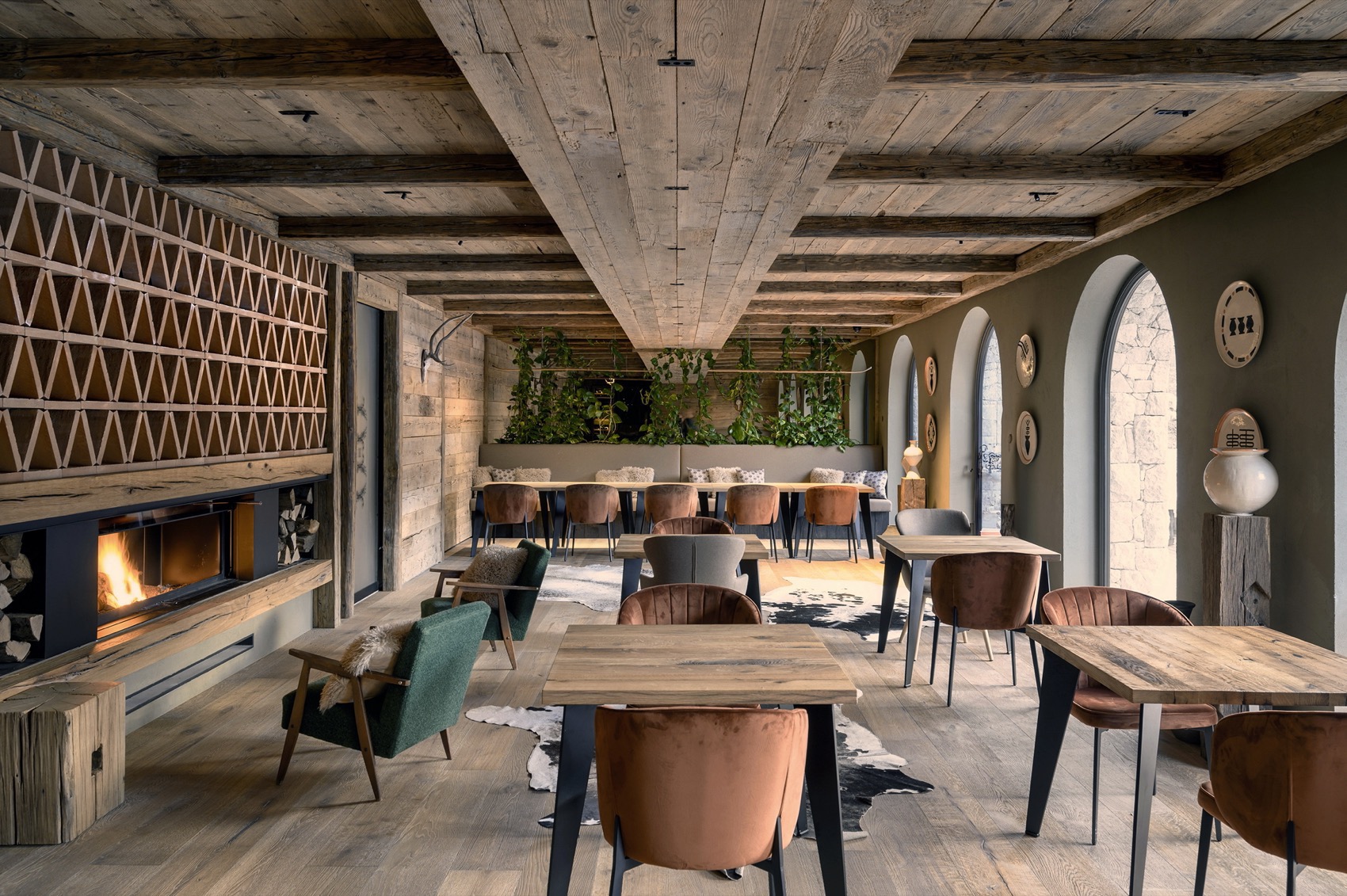 Alpine Hotel by OFIS ARHITEKTI - 谷德设计网