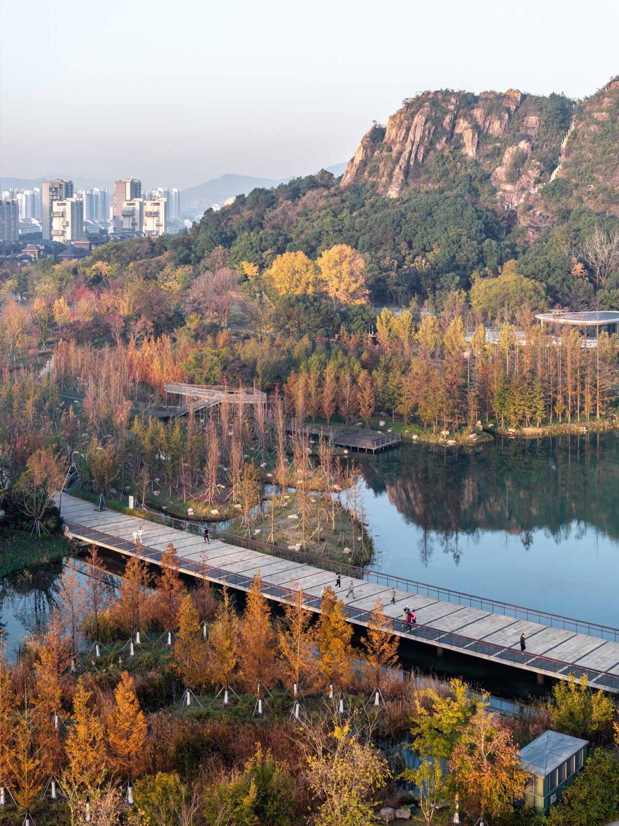 Lion Mountain Park by TLS Landscape Architecture - 谷德设计网