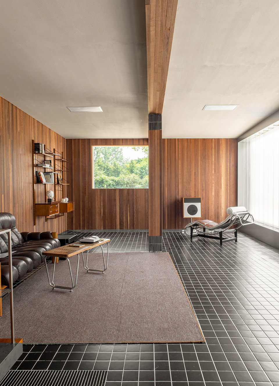 Yixu Photography Base·Laosha Store by Hangzhou DZZW Architecture Design ...