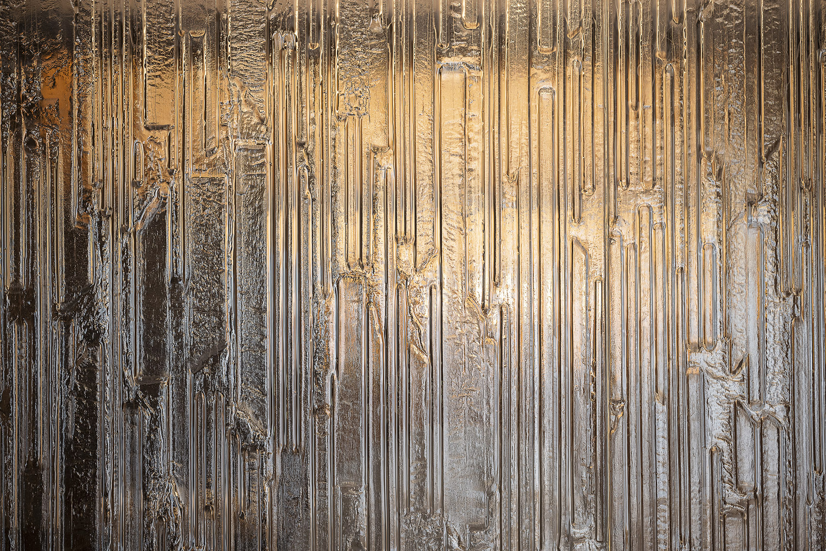 Fairmont Golden Prague glass wall by Lasvit - 谷德设计网