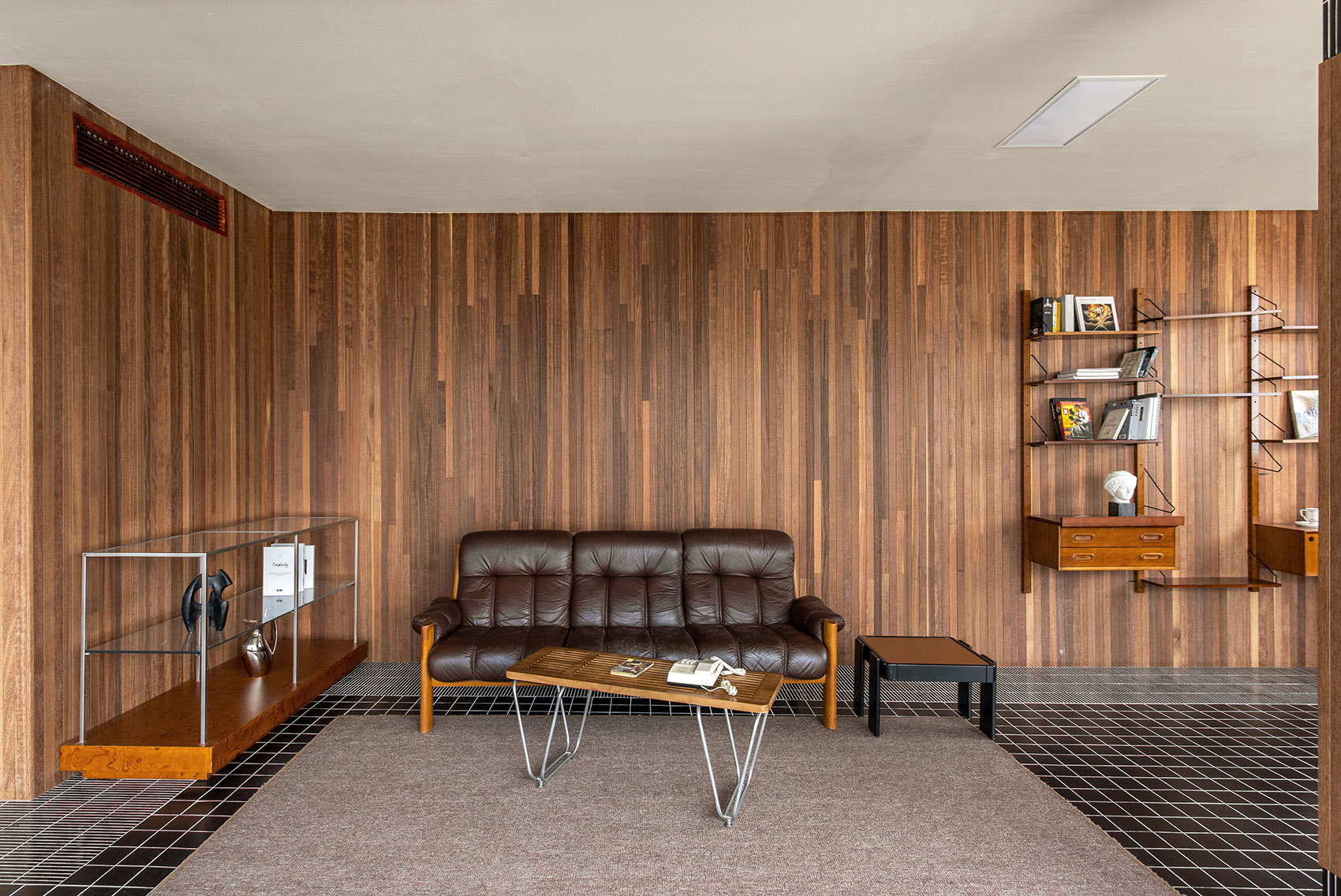 Yixu Photography Base·Laosha Store by Hangzhou DZZW Architecture Design ...