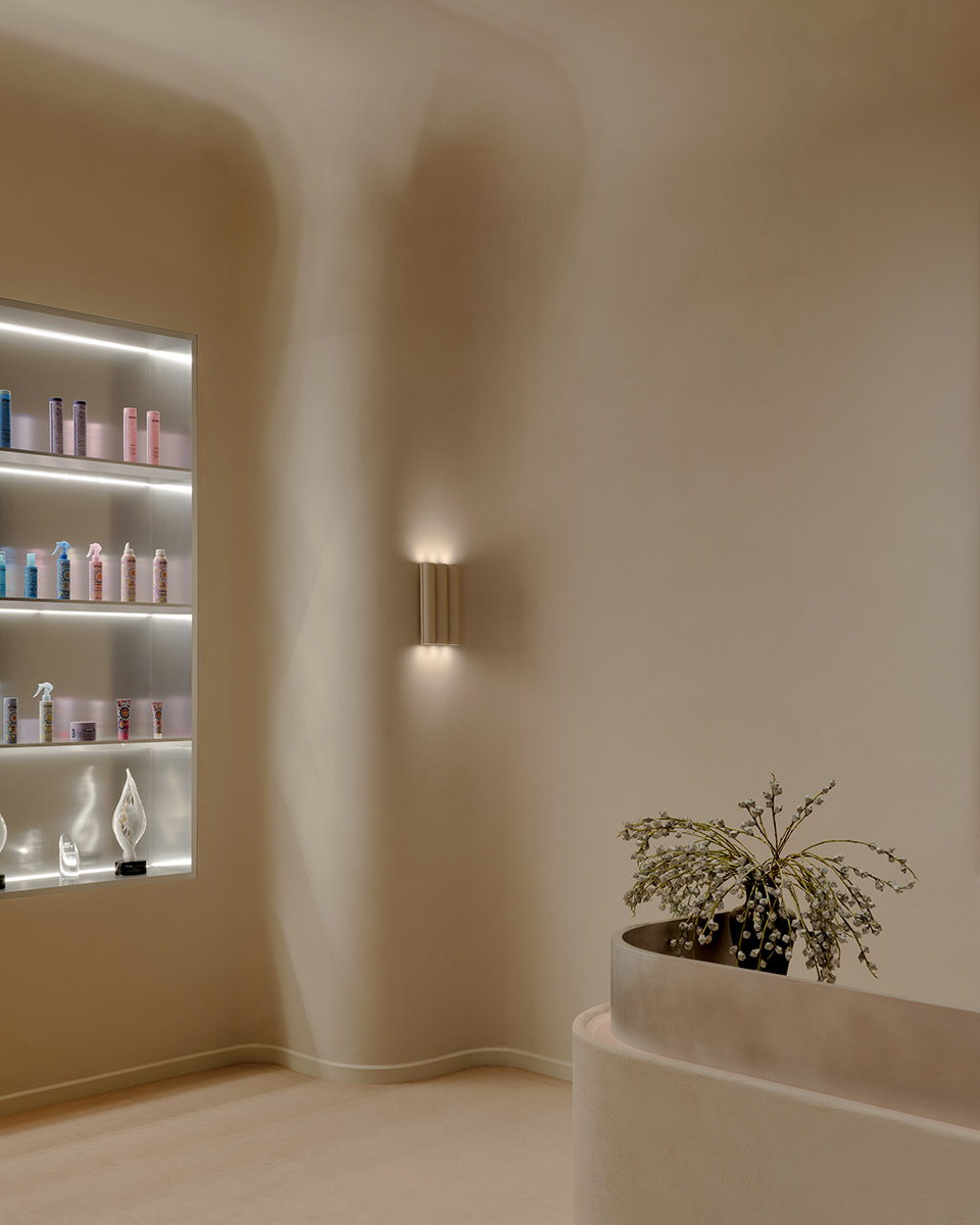 amika haircare brand HQ by CIVILIAN - 谷德设计网