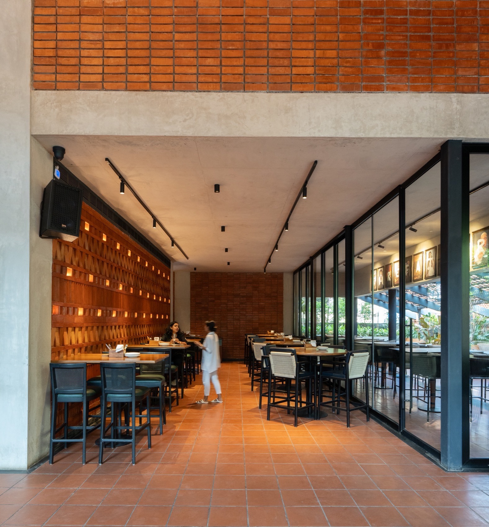 Forefathers by 23 Degrees Design Shift - 谷德设计网