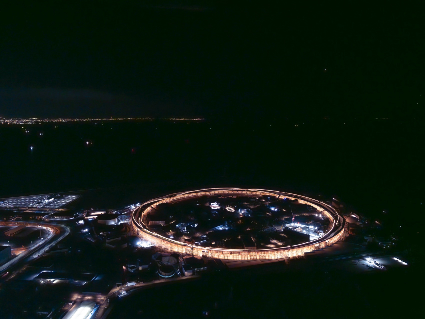 The Grand Ring by Sou Fujimoto Architects - 谷德设计网