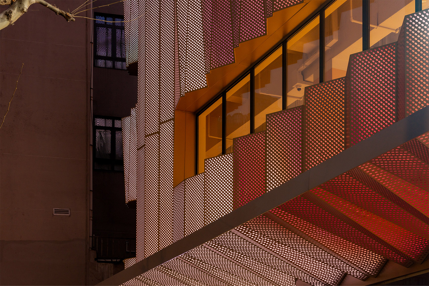 Lafayette Culture Center Renovation by TheY Architects - 谷德设计网