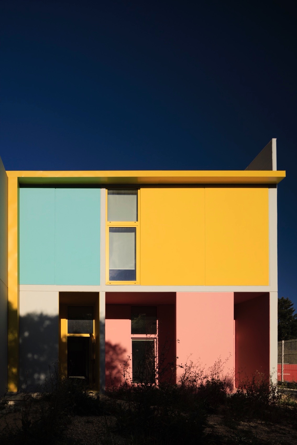 4 Modular Kindergartens in Lisbon by SUMMARY - 谷德设计网