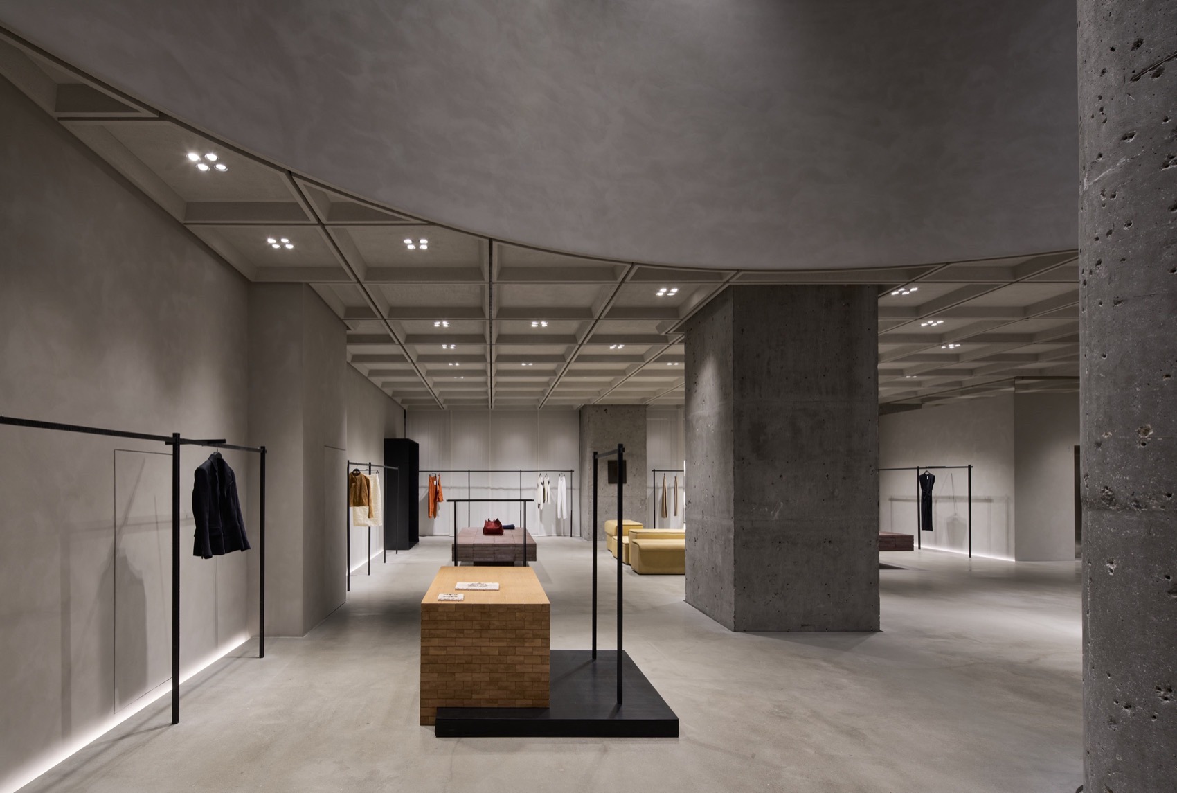 ZARA Nanjing Xinjiekou Flagship Store by AIM Architecture - 谷德设计网
