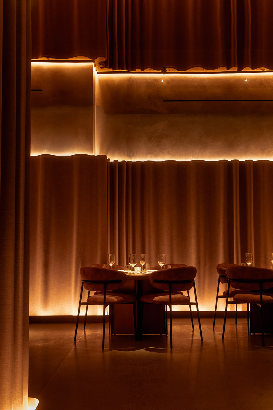 MR PORTER Steakhouse, Bar & Lounge by Baranowitz + Kronenberg - 谷德设计网